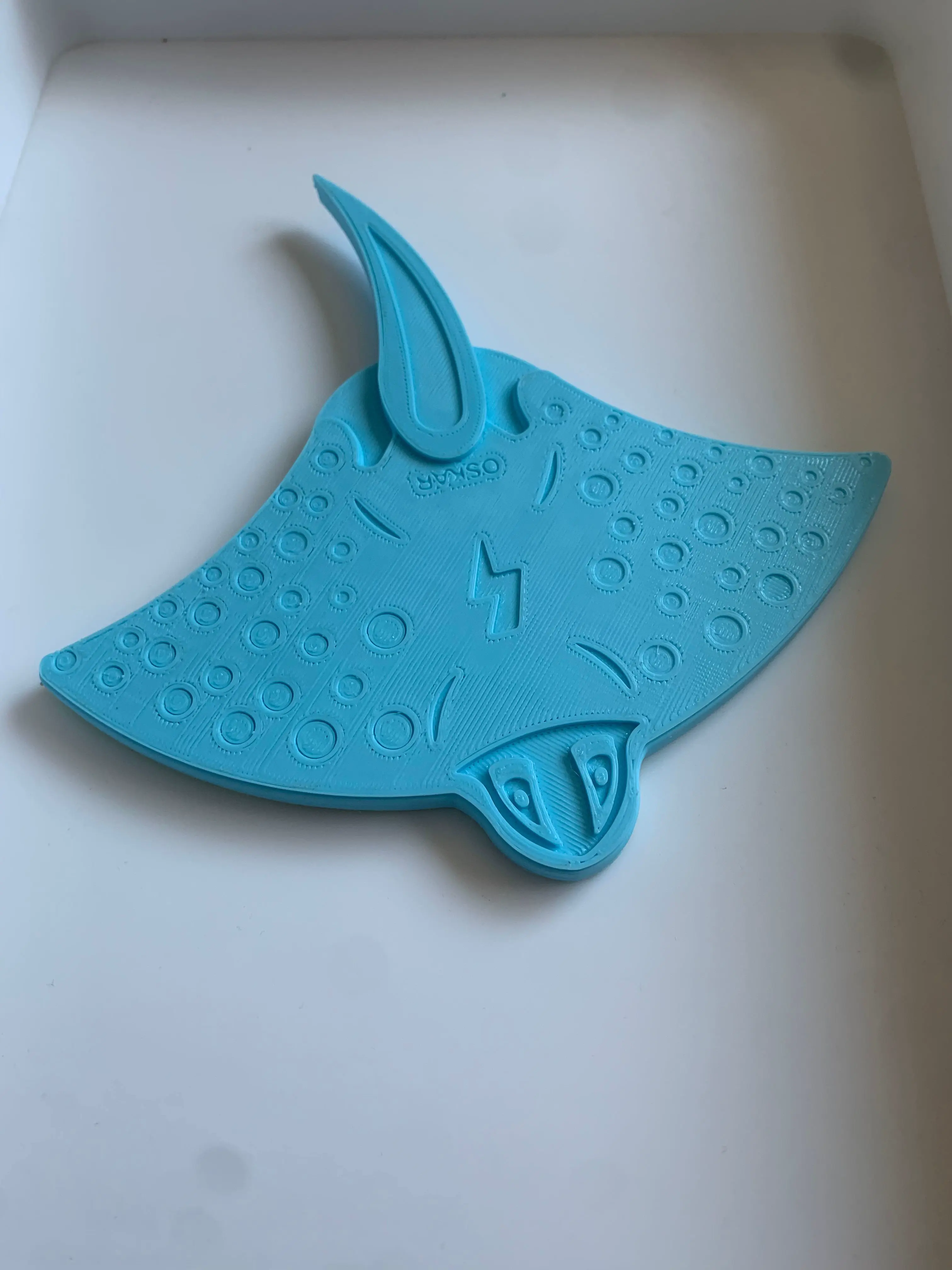 Test Models STL Download - Stingray QR chargerby OskarPrints
