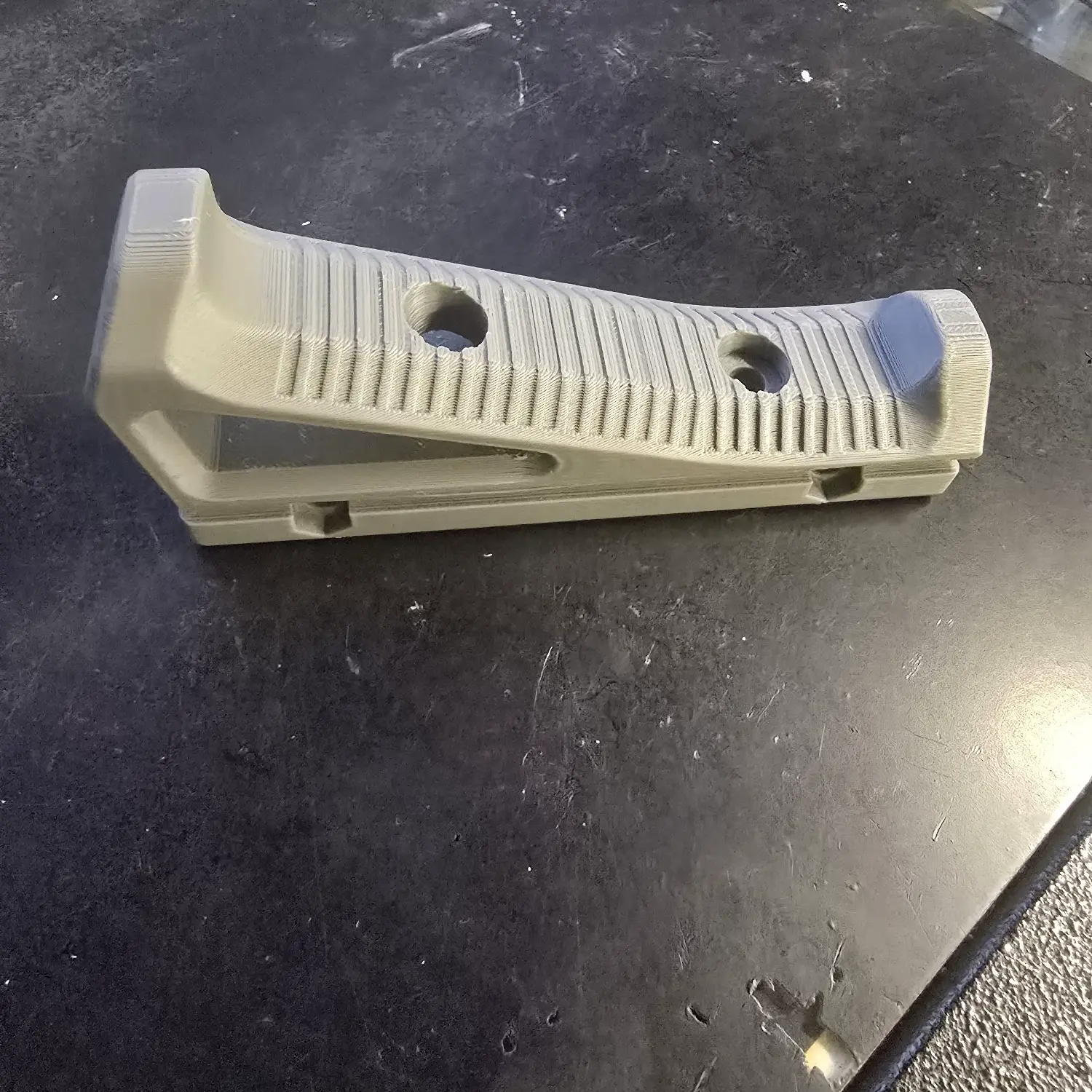 3D Printer Files | 3MF File | Air softFront foregrip v2 | Creality Cloud