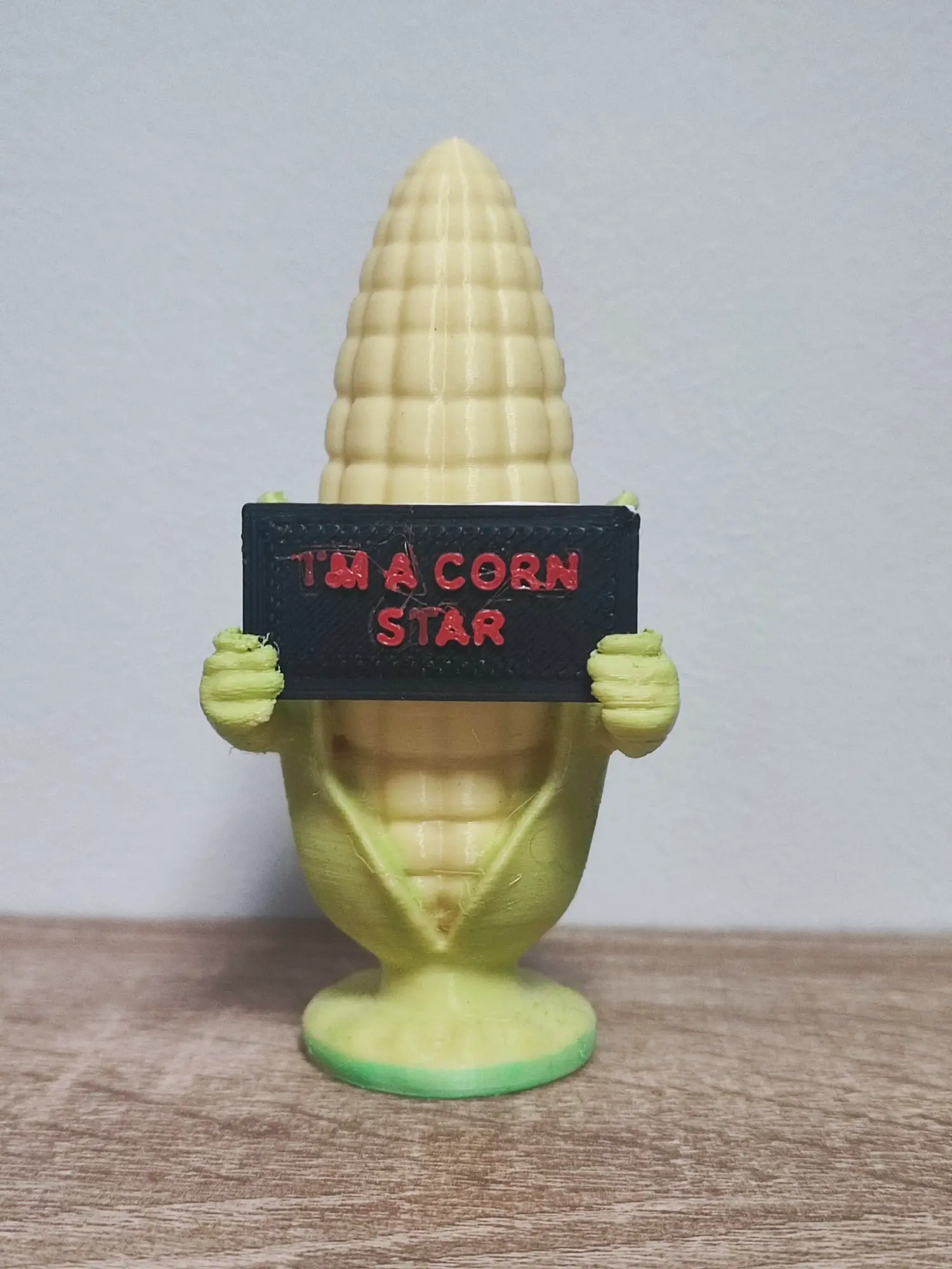 Free Other STL Download - Corny Corn - Holding Custom Signsby \Bruno/