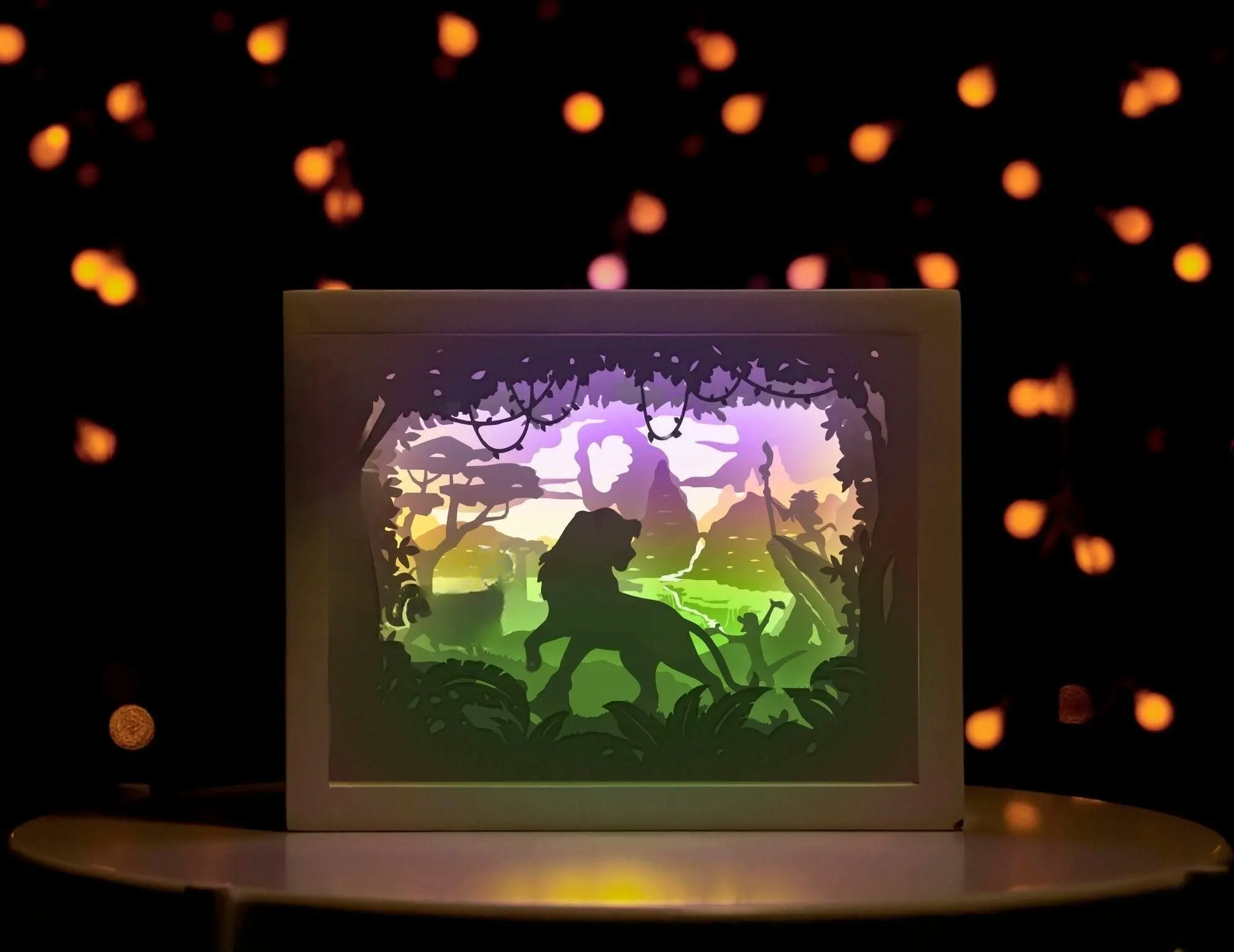 Home Decorations & Ornaments STL Download - rey leon lightbox (shadow box)by tecnoculebras