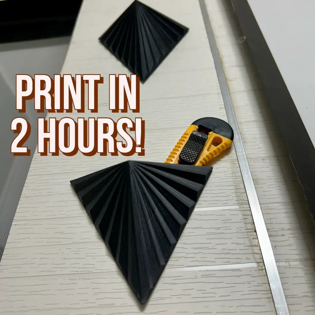 Geometric Wall-Mounted Triangular Holder | Download de modelos 3D ...