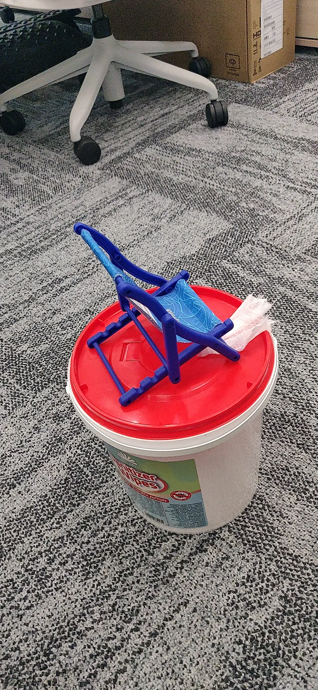 Free Other STL Download - chairby Gabriel Daabul