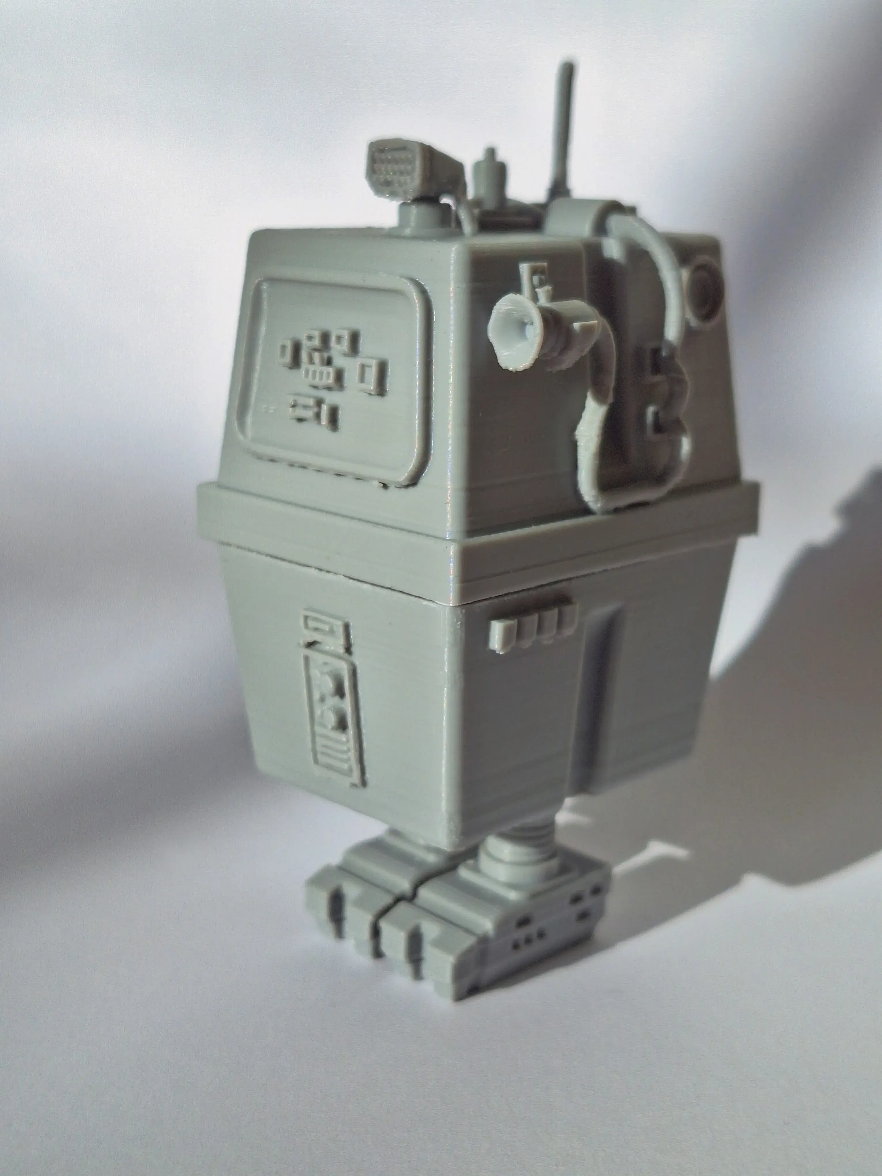 Free Characters & Creatures STL Download - gonk star wars droidby ...