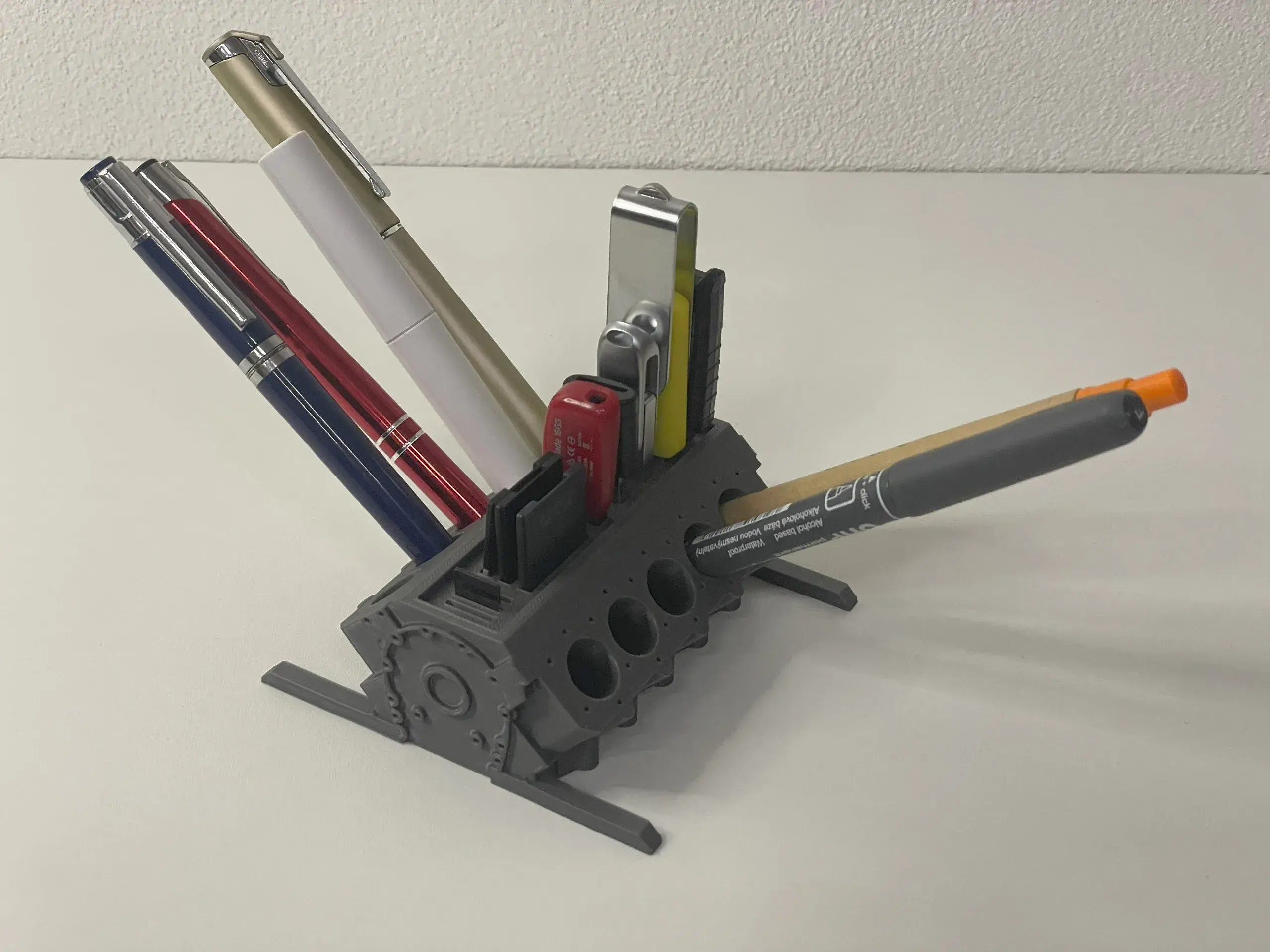 3D Printer Files | 3MF File | V10 Engine Block Pen Holder (USB, SD ...