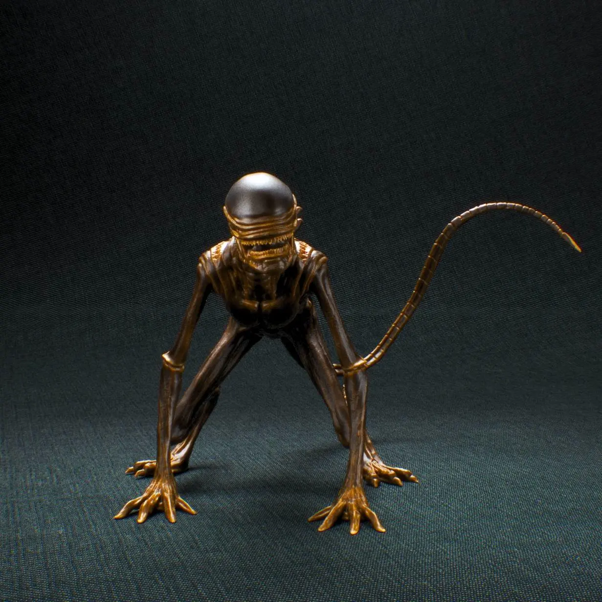 Sculptures & Artworks STL Descarga - Baby Xenomorph - Alien Earth ...