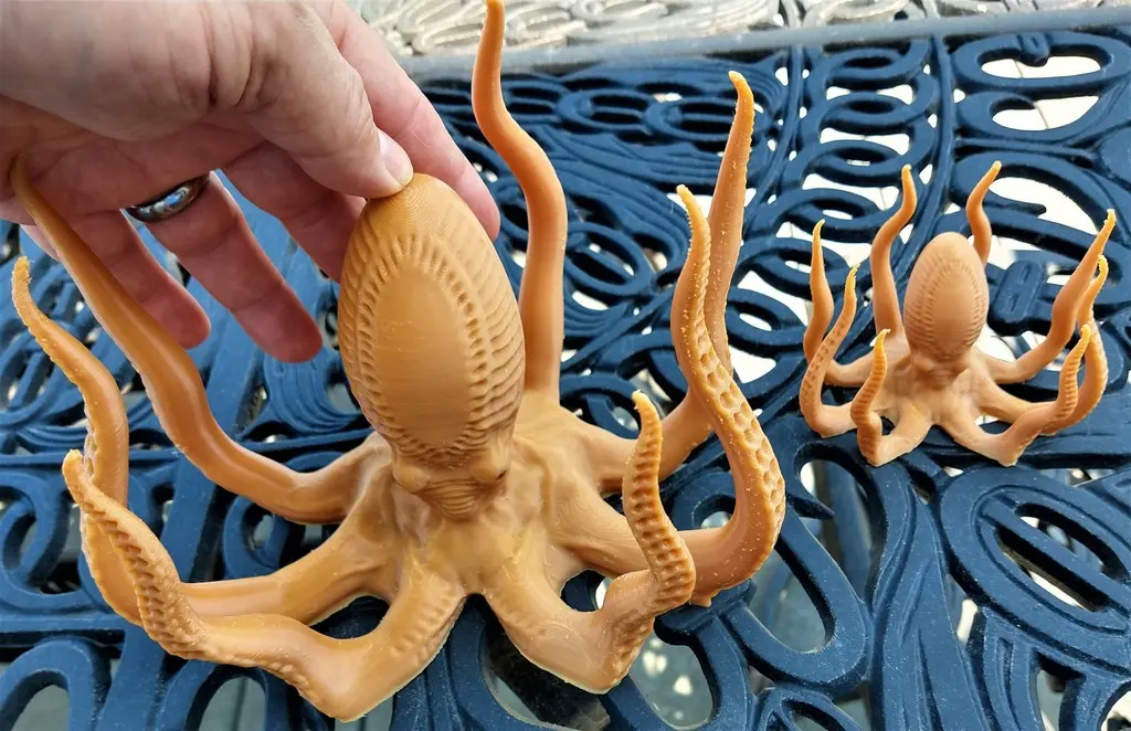 Free Characters & Creatures STL Download - Octopus Tentacles of 8 ...
