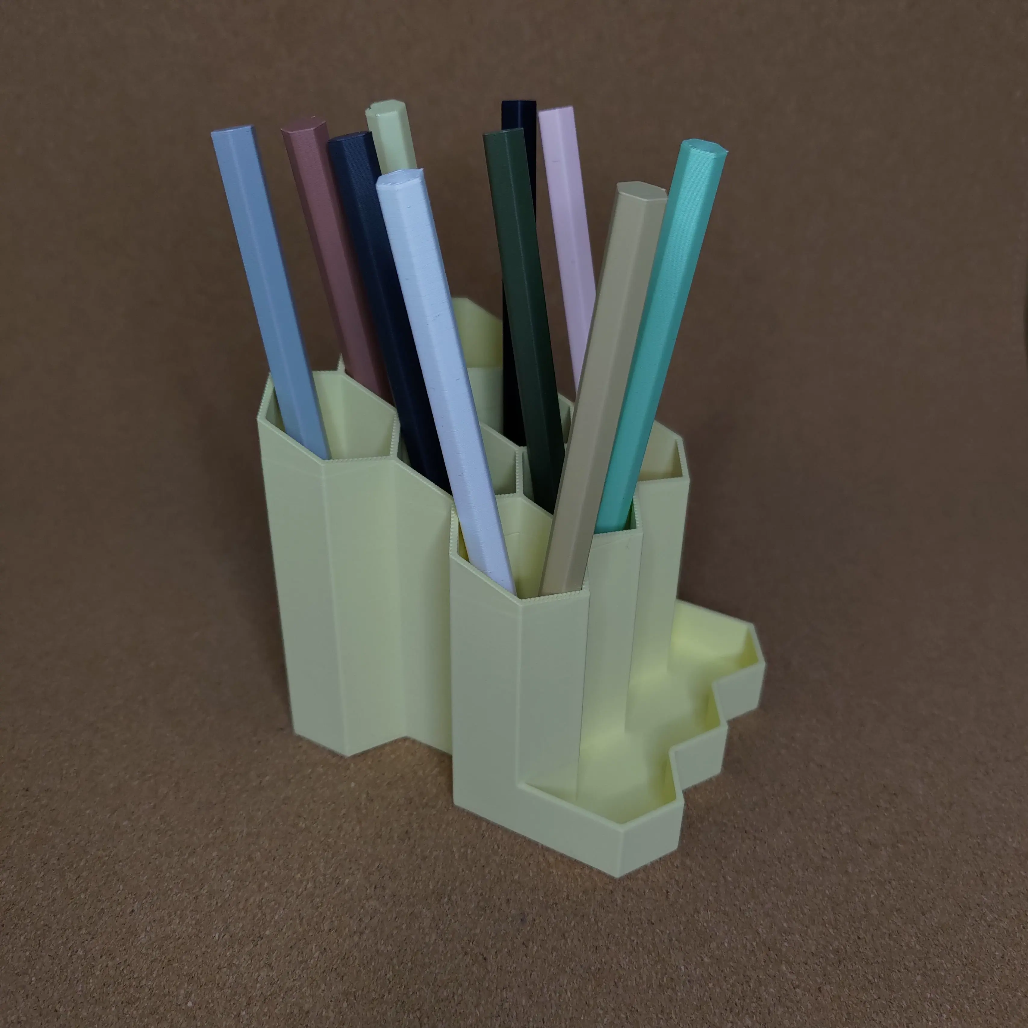 Stationery & Learning Tools STL Download - PEN HOLDER/DESKTOP ...