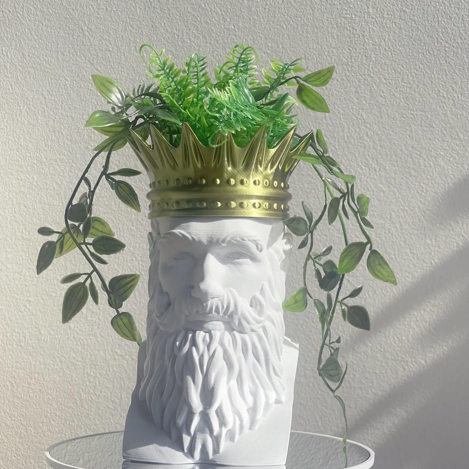 Home Decorations & Ornaments STL Download - King Bust Planter-No ...