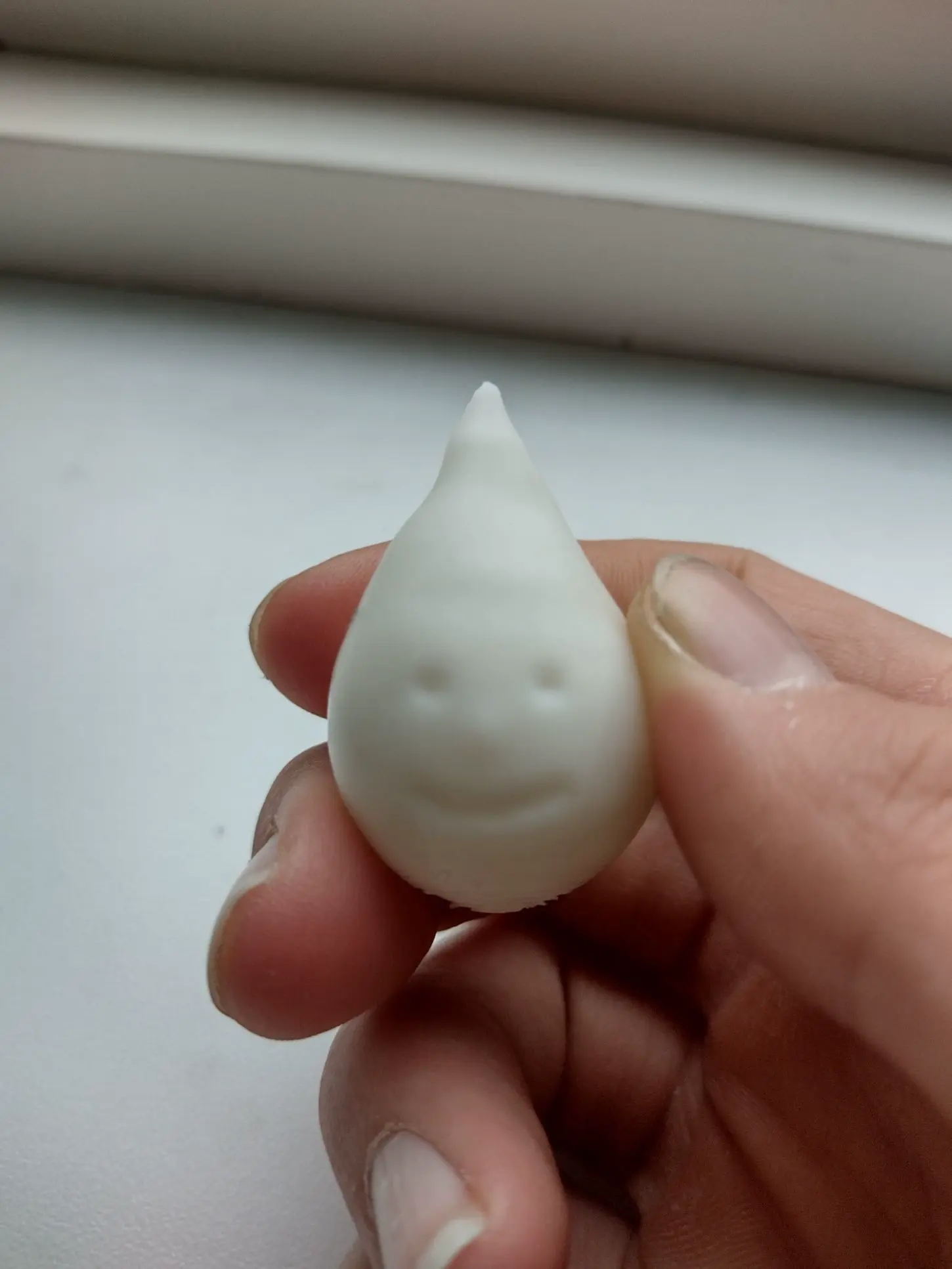 Free Sculptures & Artworks STL Download - Smiling Raindropby Capspam3D