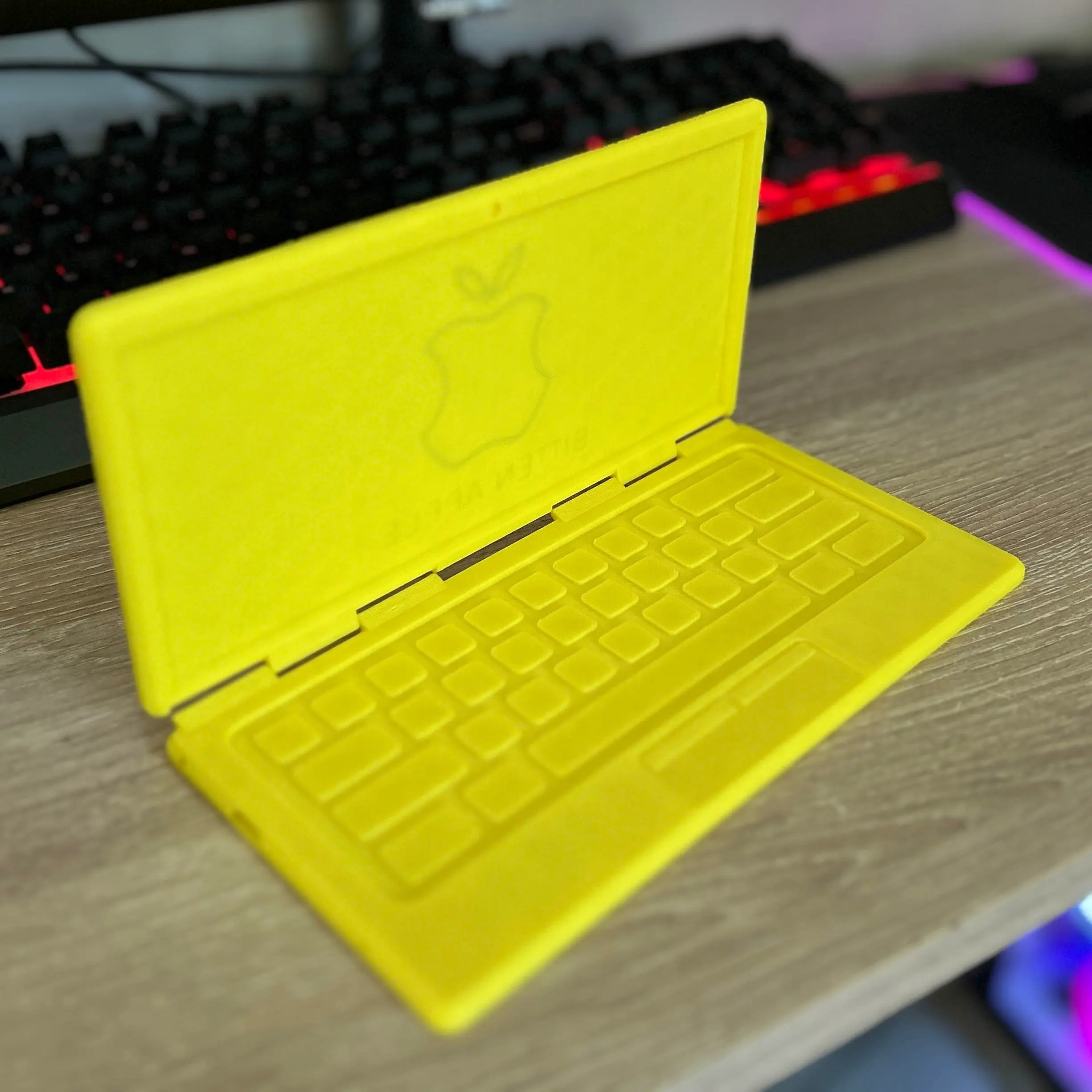 3D Printer Files | 3MF File | ARTICULED LAPTOP "BITTEN APPLE ...