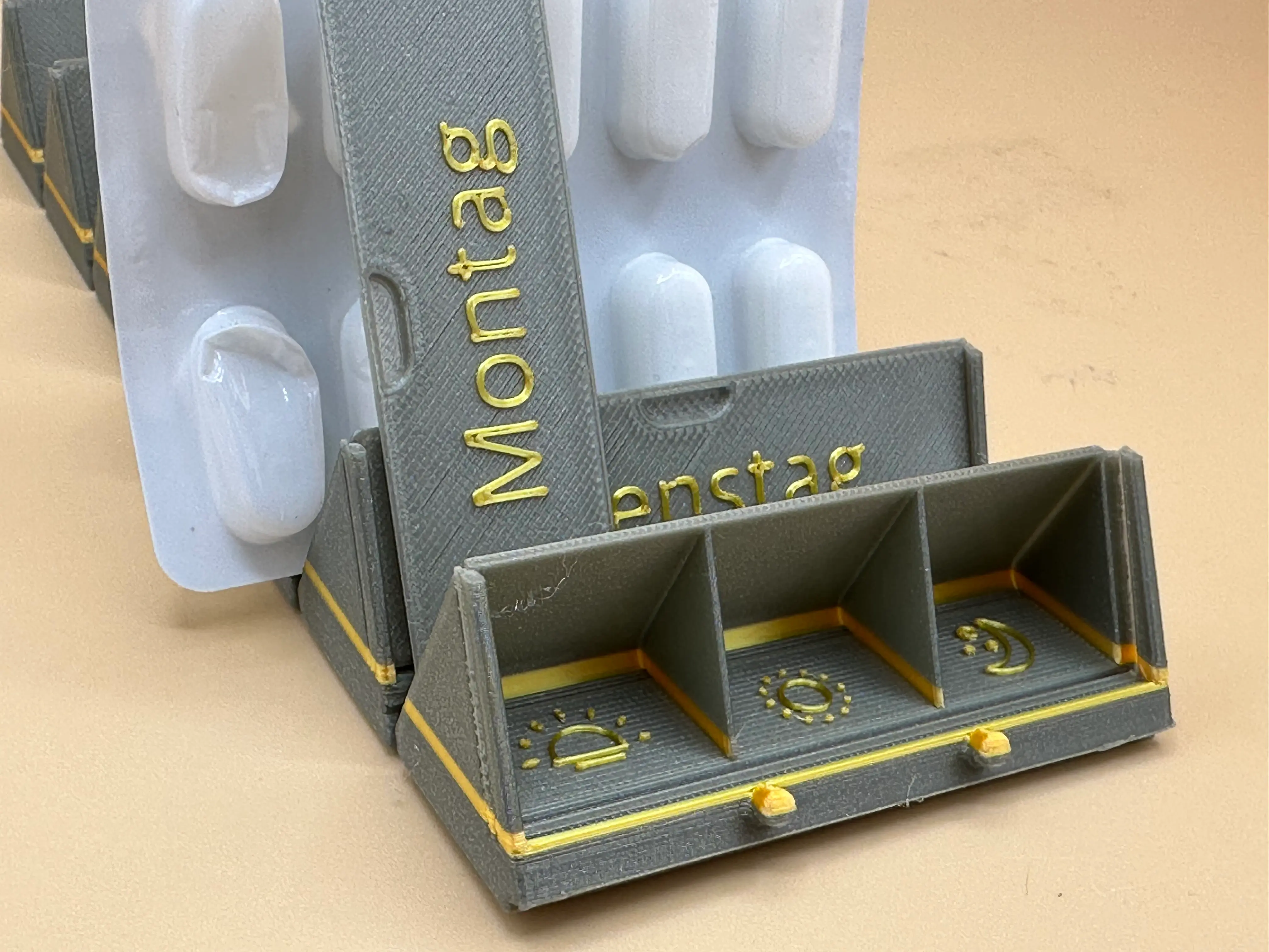 3D Printer Files | 3MF File | "Print-in-Place" Pill Box with ...
