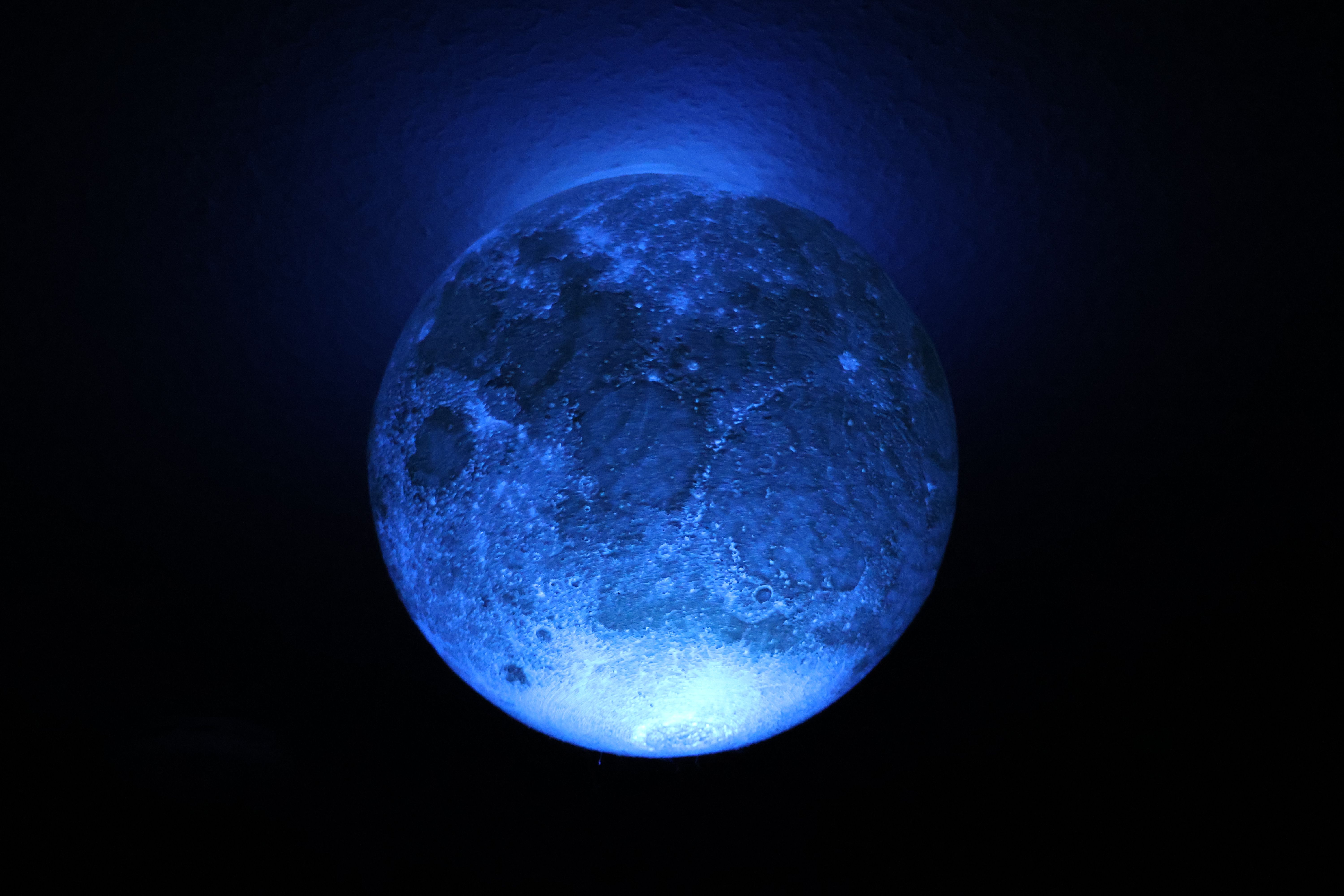 Moon Ceiling Lamp | 3D models download | Creality Cloud