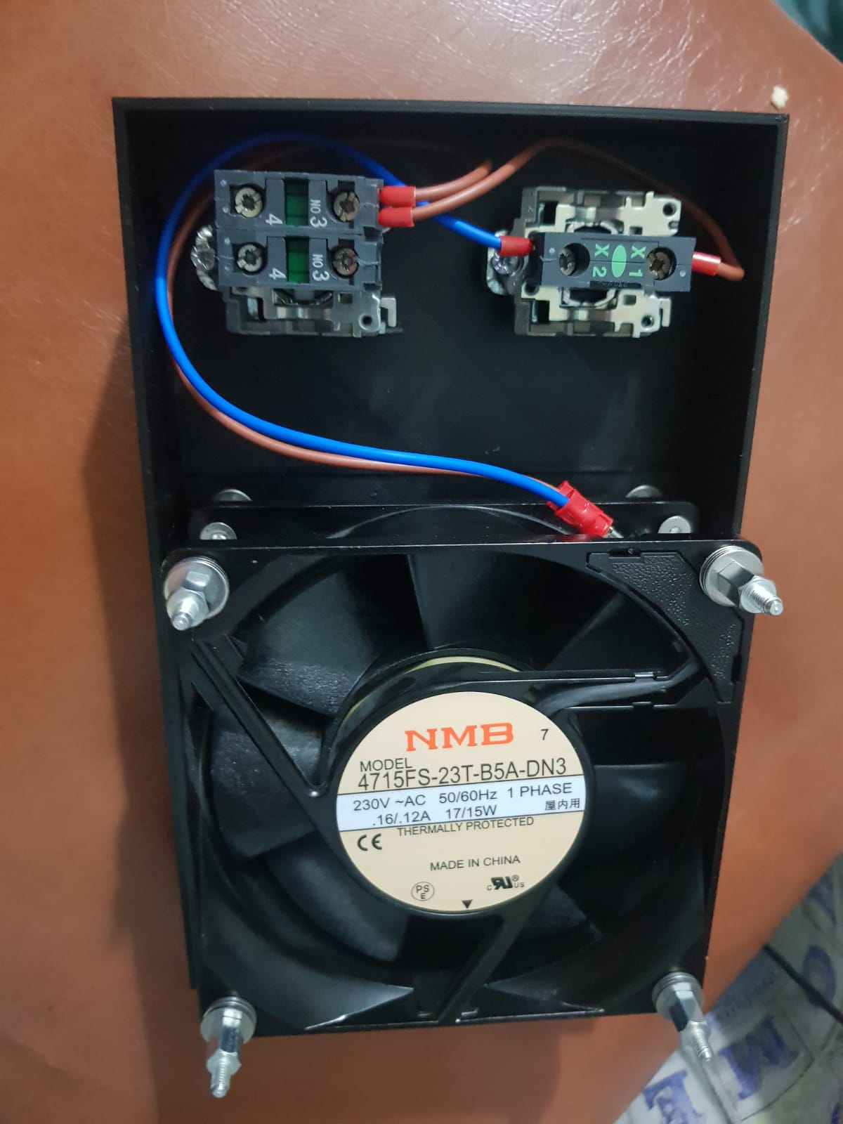 Fan Box 120 mm with switch | 3D models download | Creality Cloud