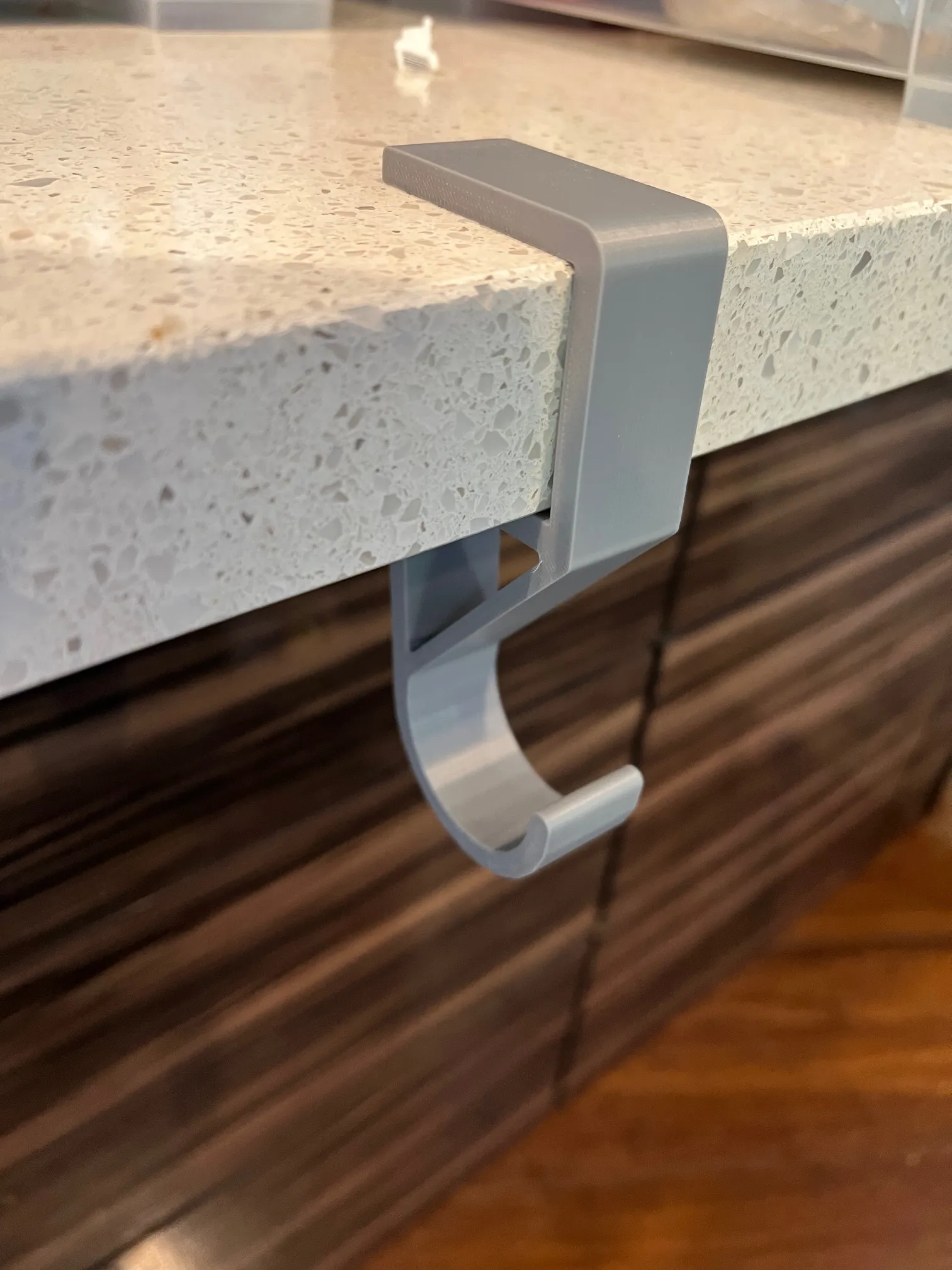 Tools & Spare Parts STL Download - Table Edge Hookby Sam Wee