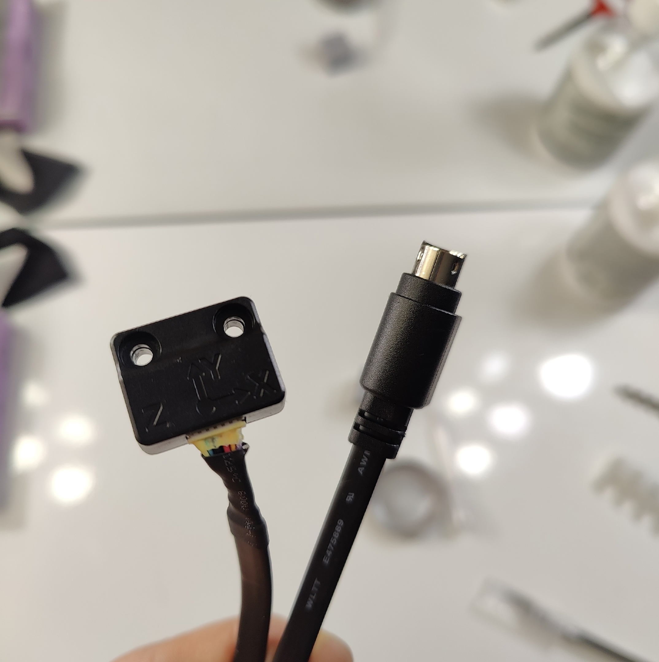 Does anyone have any info on the pinout of the accelerometer wire from ...