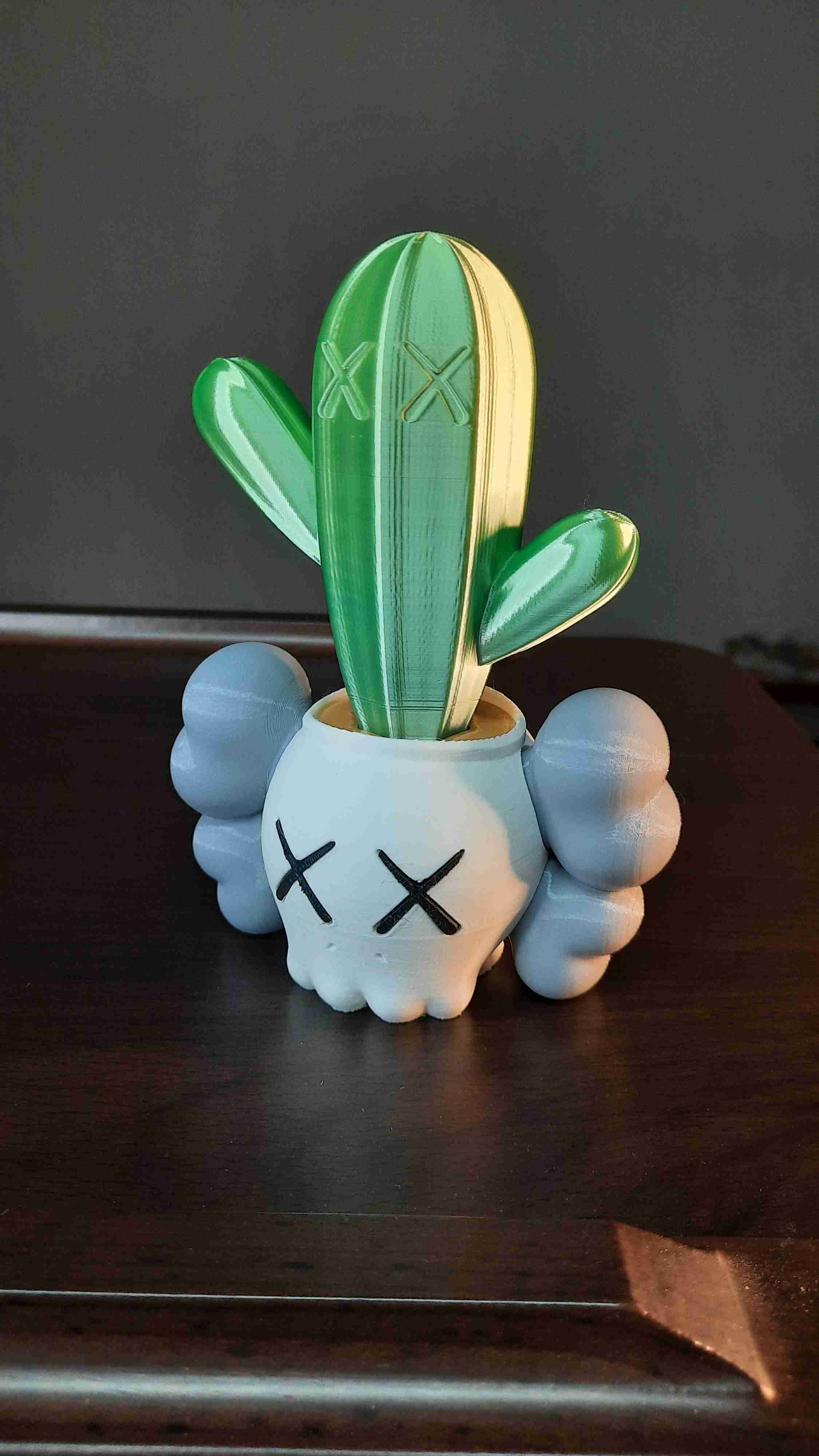 KAWS PLANTER WITH CACTUS (DIVIDED BY COLOURS) | 3D models download ...