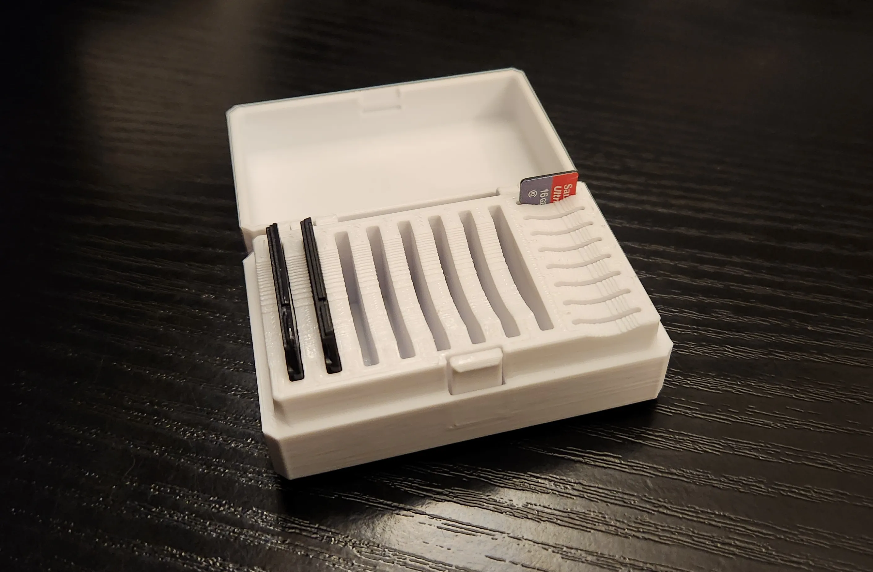 Best hinged SD card box I have printed yet. Hinges worked perfectly ...