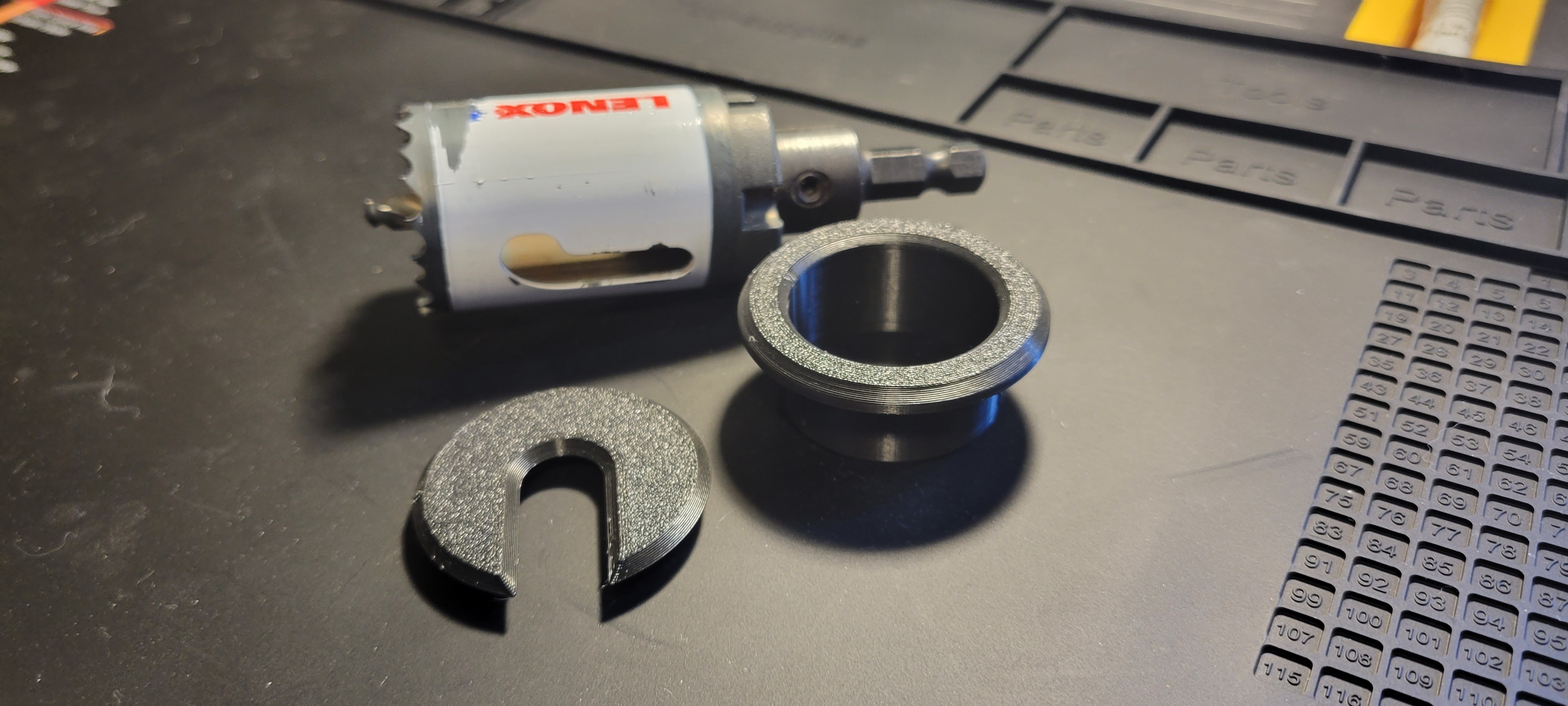 Grommet - Desk or Bench | 3D models download | Creality Cloud