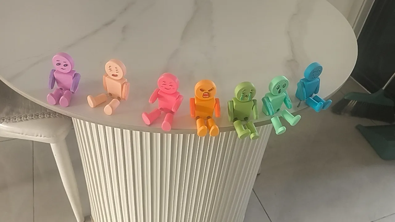 3D Printer Files | 3MF File | Seven emotions shaking leg puppet ...