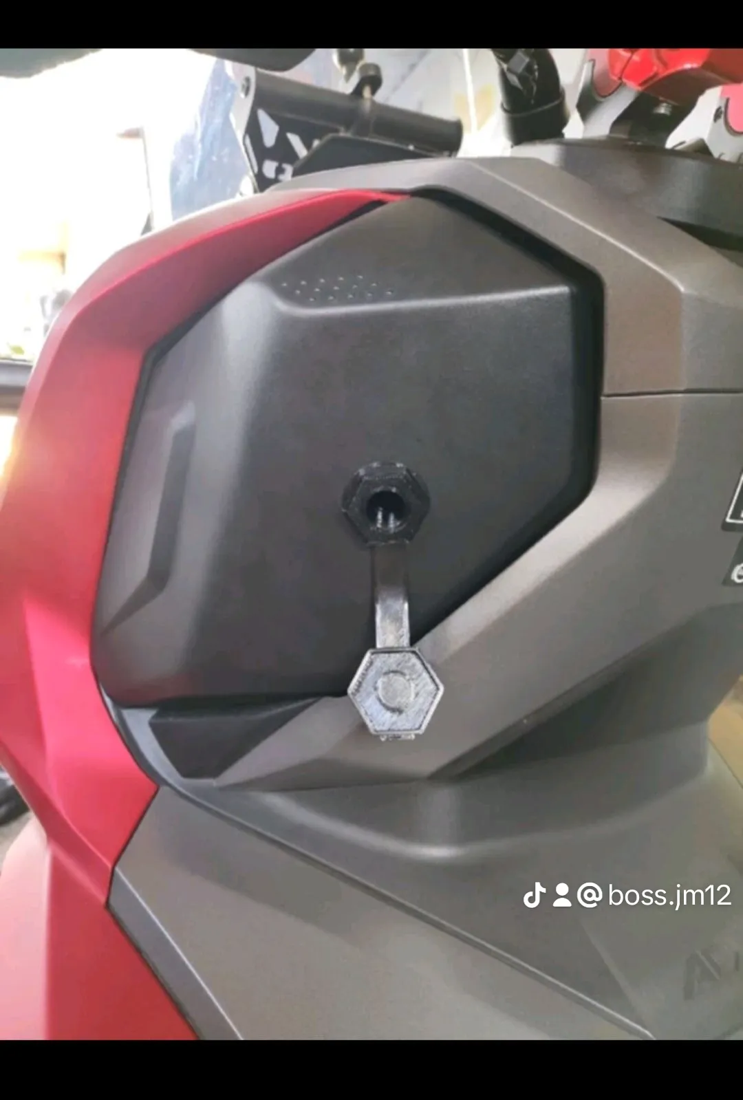 Tools & Spare Parts STL Descarga - Honda ADV USB charger pocket charger ...