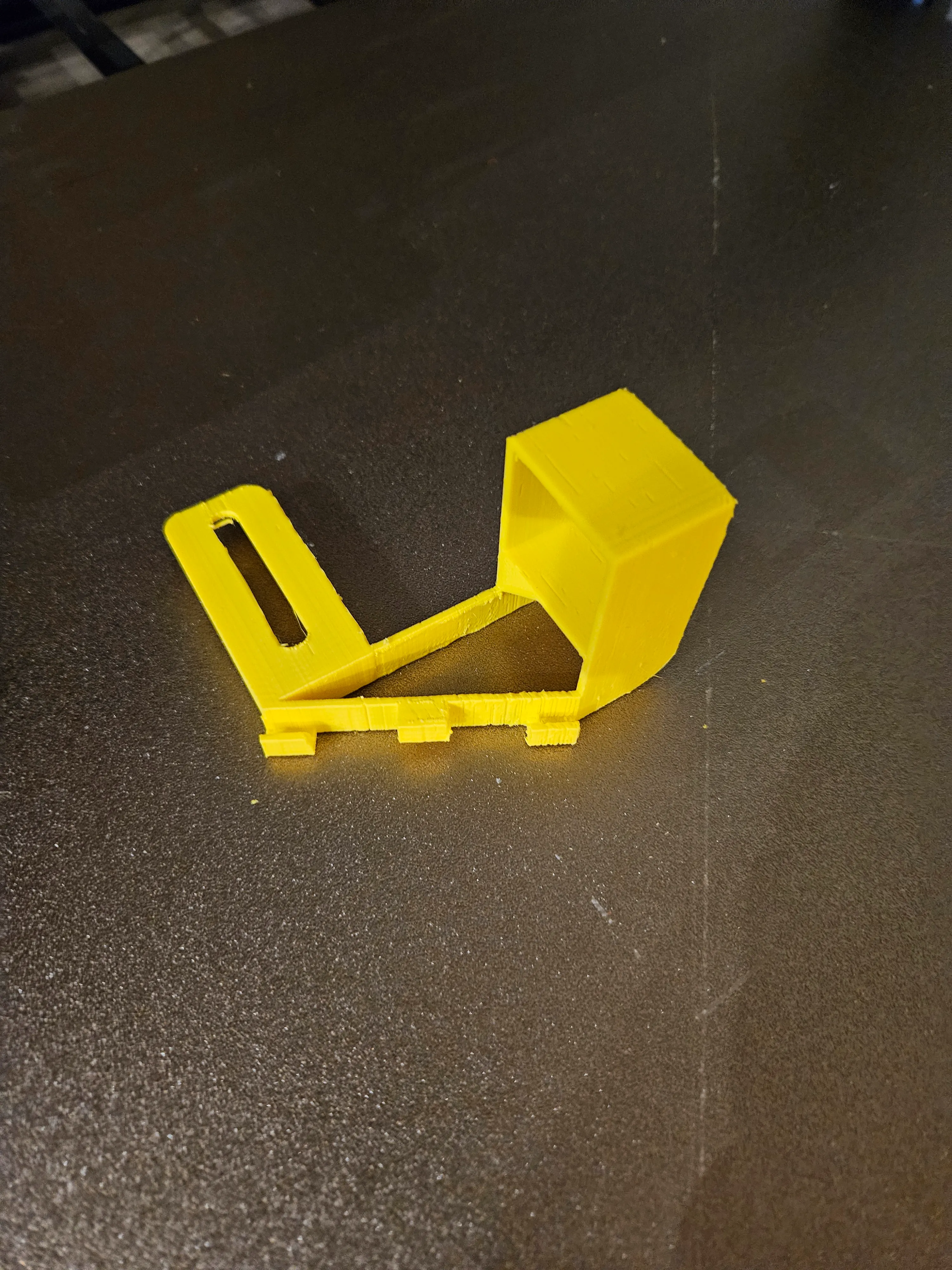 Free 3D Printer Parts STL Download - Ender 3v2 Camera Mountby GameOverDude