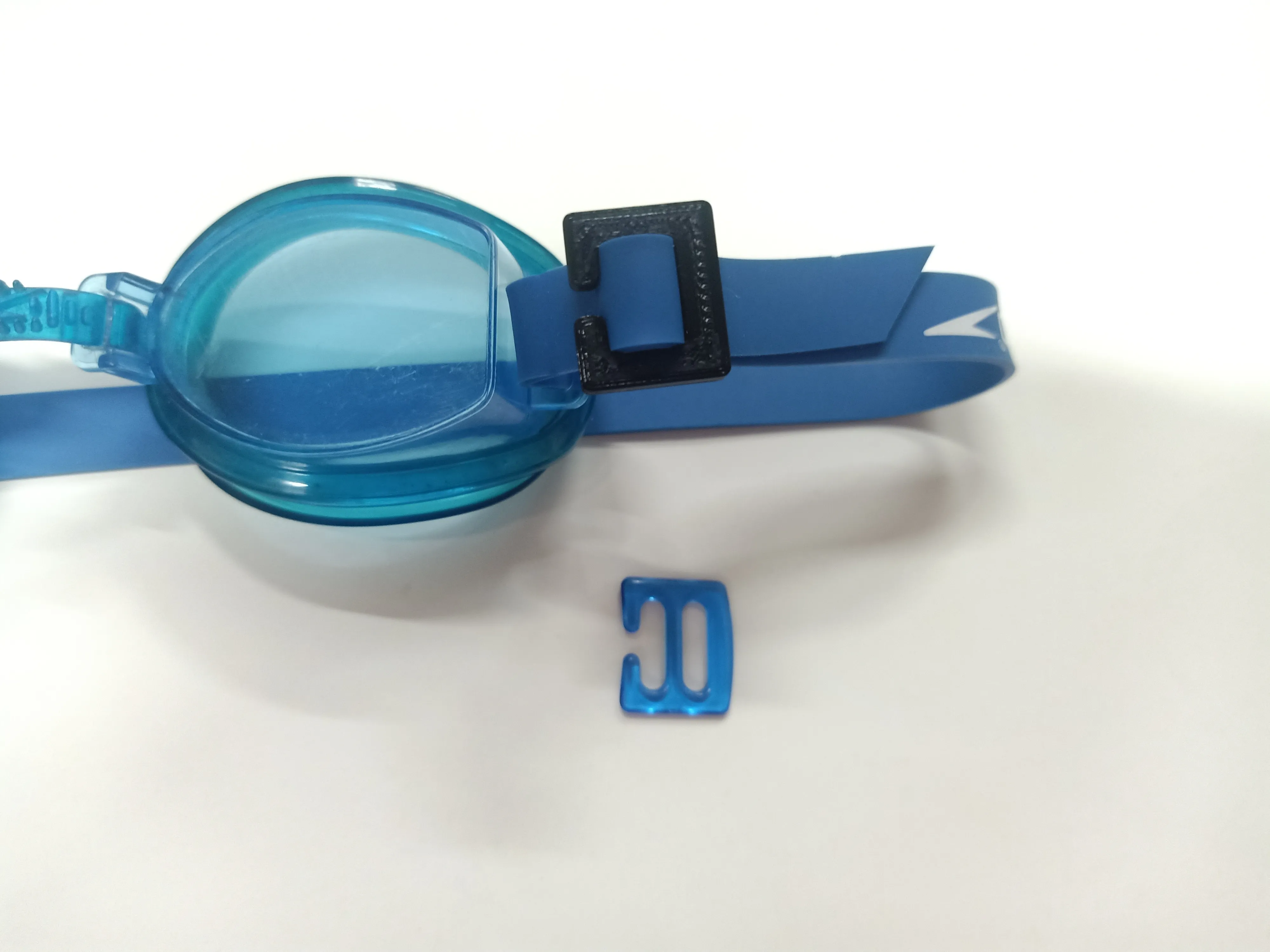 Sports & Exercise Equipment STL Descarga - SPEEDO goggle clip ...