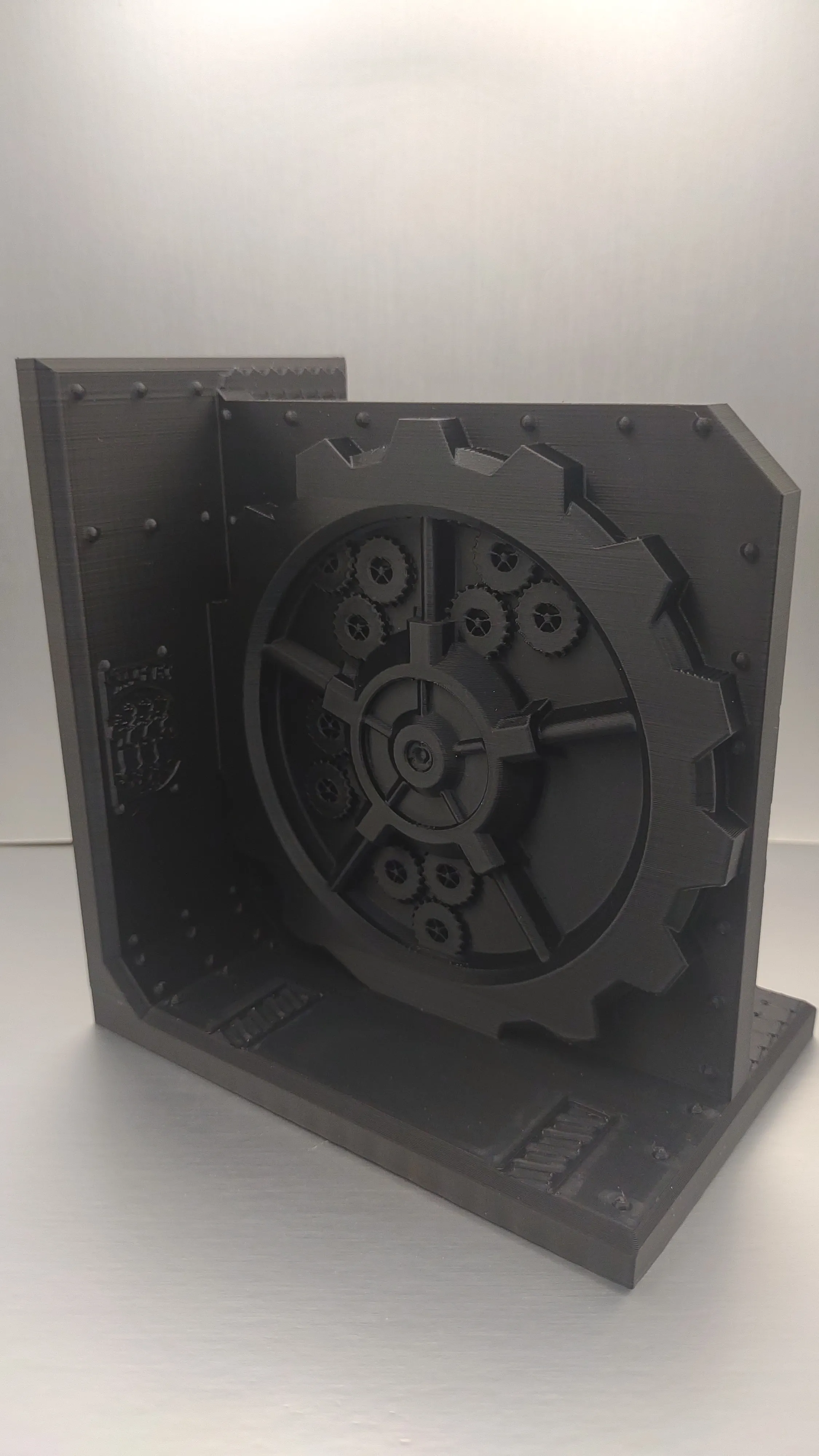 Fallout (themed) Bookend | 3D models download | Creality Cloud