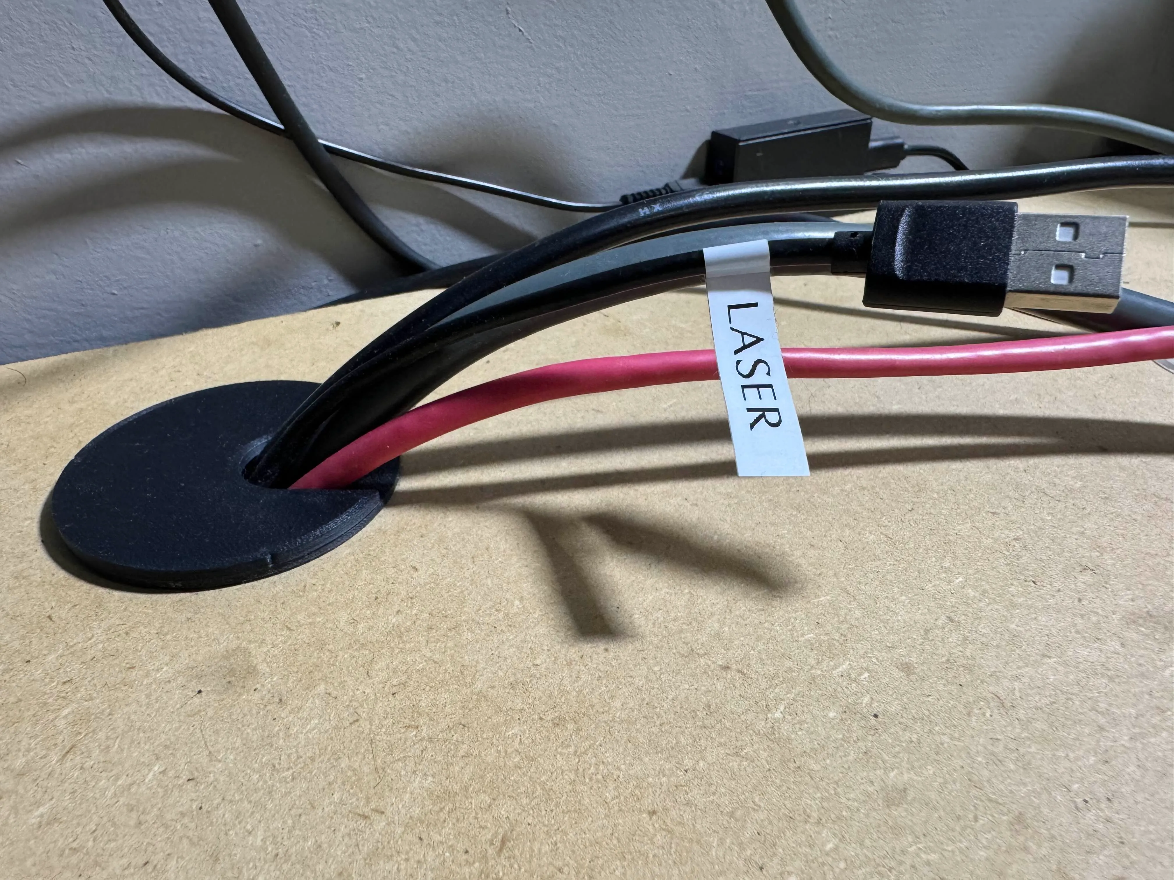 3D Printer Files | 3MF File | Locking Desk Grommet for Cables ...