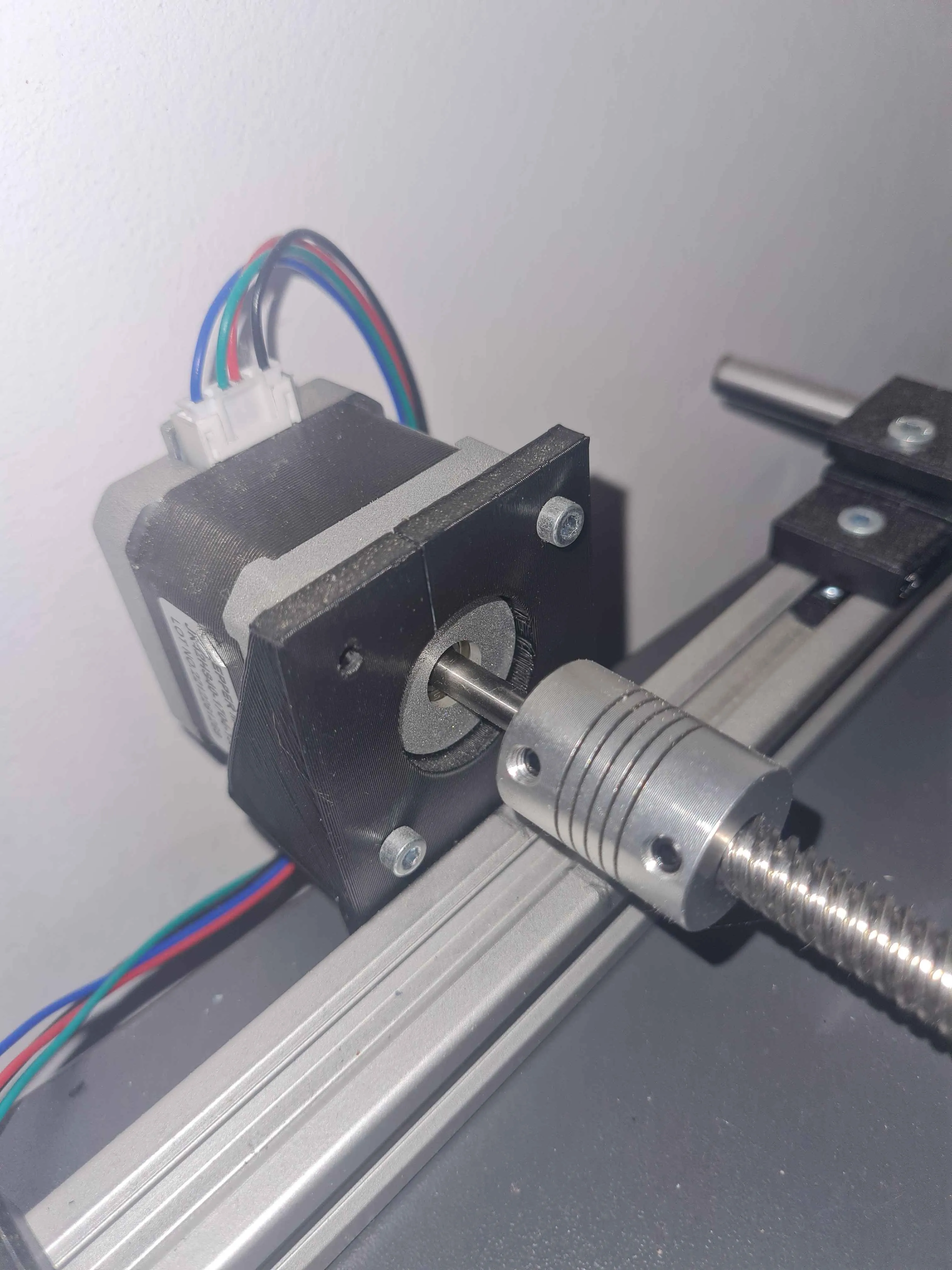 Nema 17 V-slot Support | 3D models download | Creality Cloud