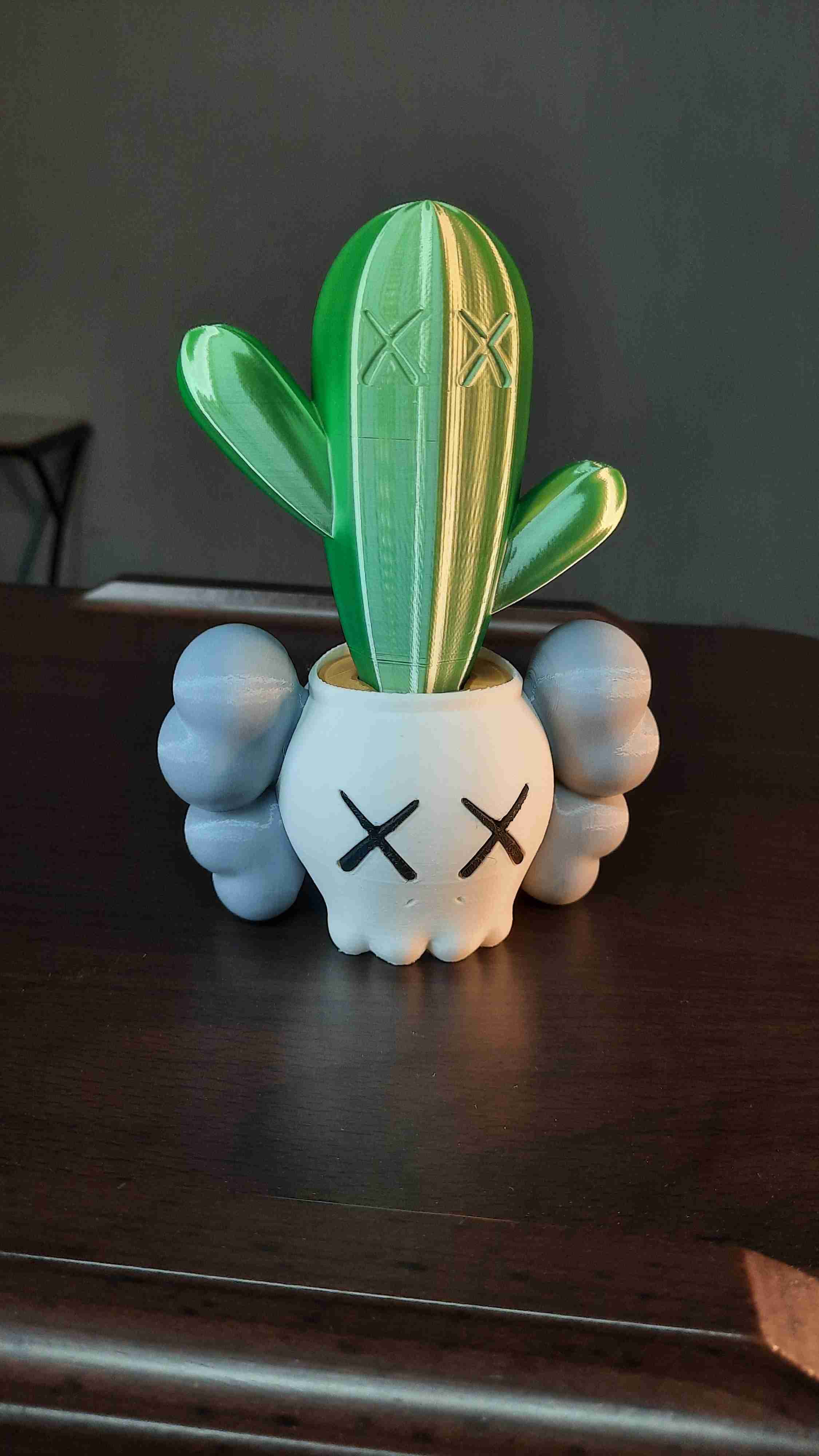 KAWS PLANTER WITH CACTUS (DIVIDED BY COLOURS) | 3D models download ...