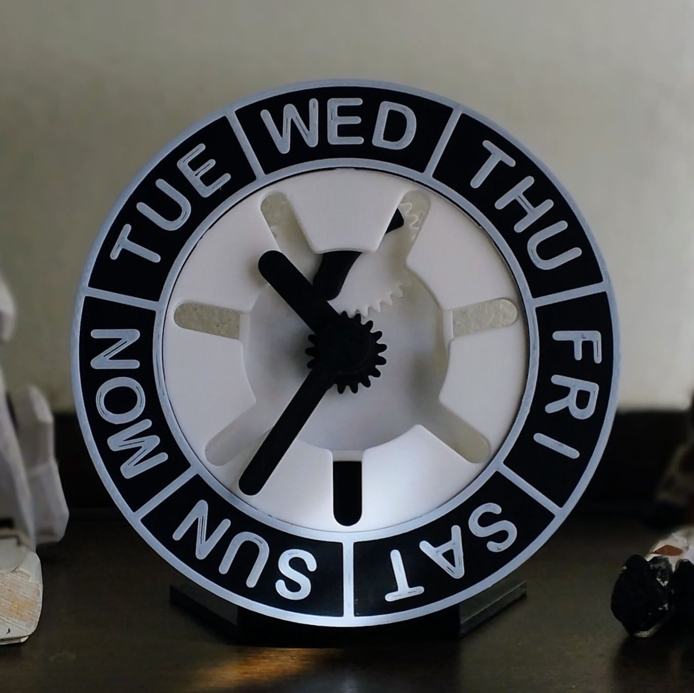 Day of Week Clock Internal Geneva | 3D models download | Creality Cloud