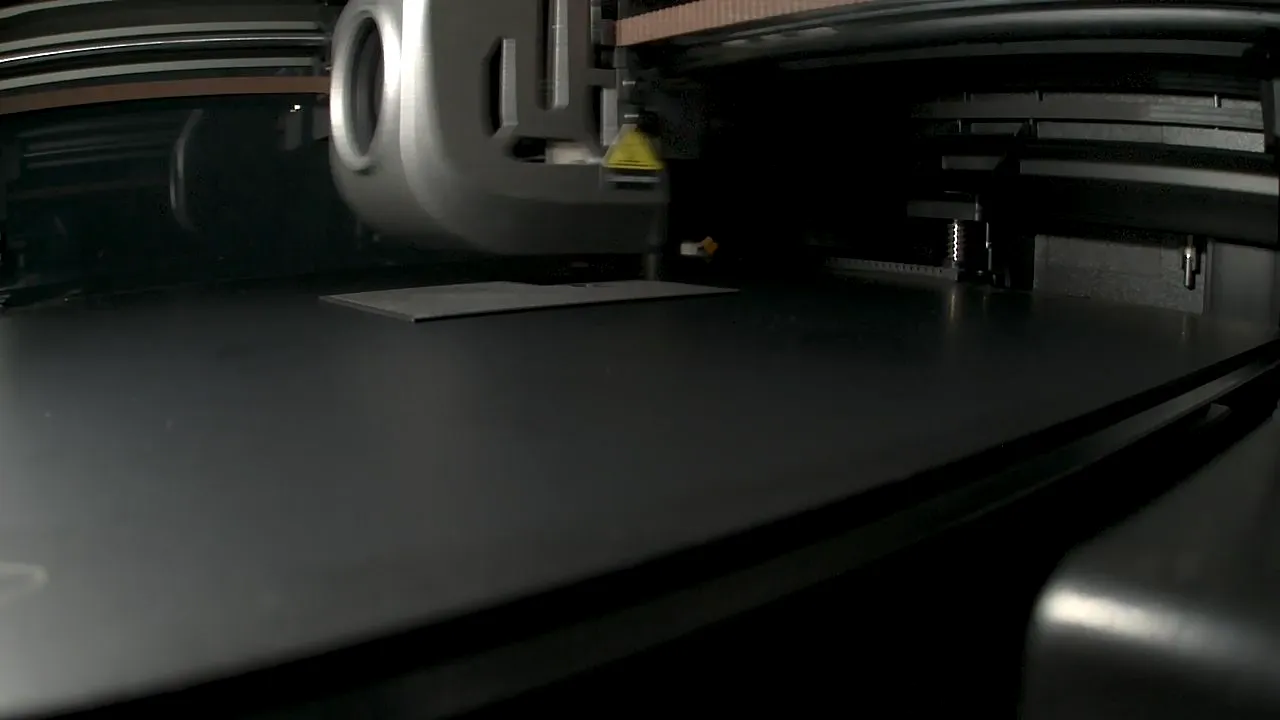 I highly recommend it, especially if you mount the filament from the side. Thanks and very good ...