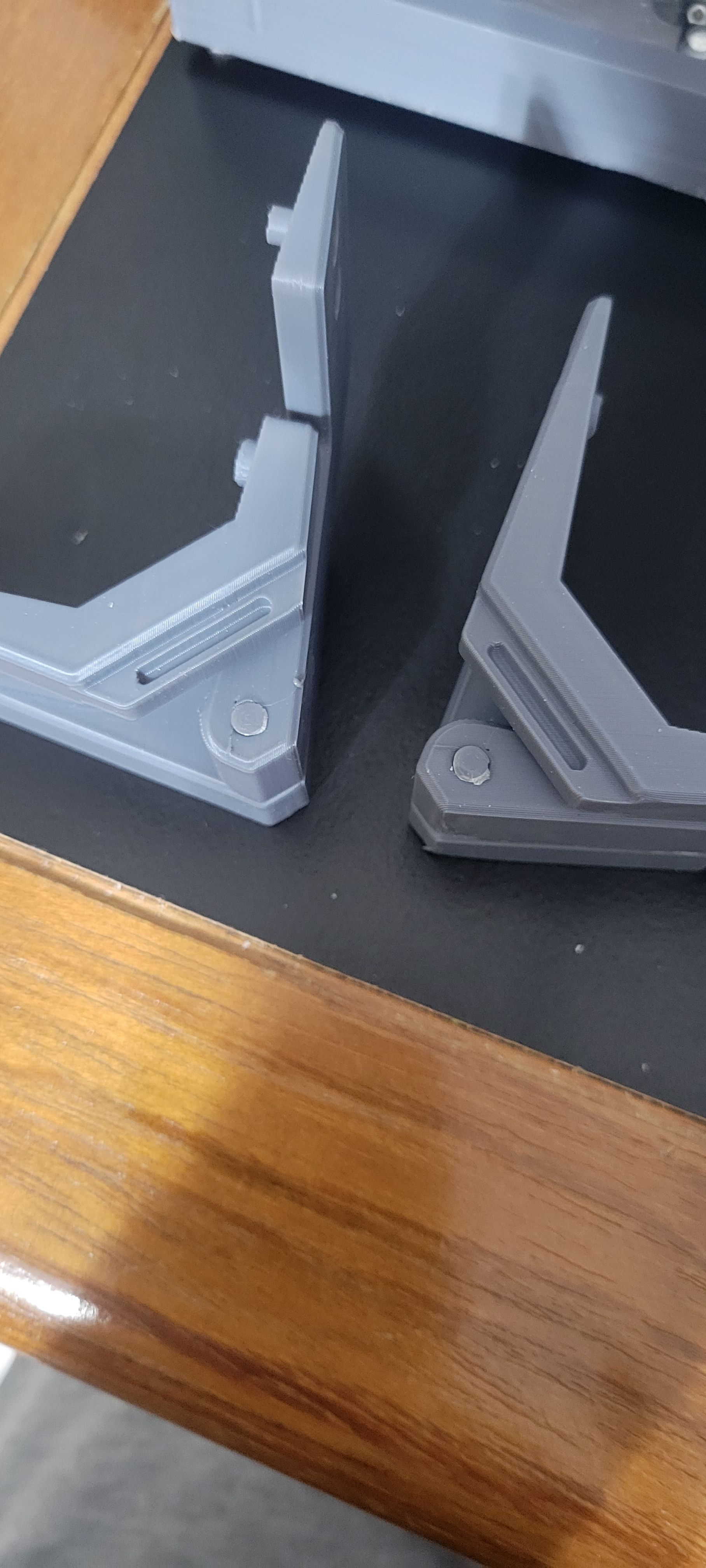 These are hinge pins, I designed, that can be used with the K! 270 ...