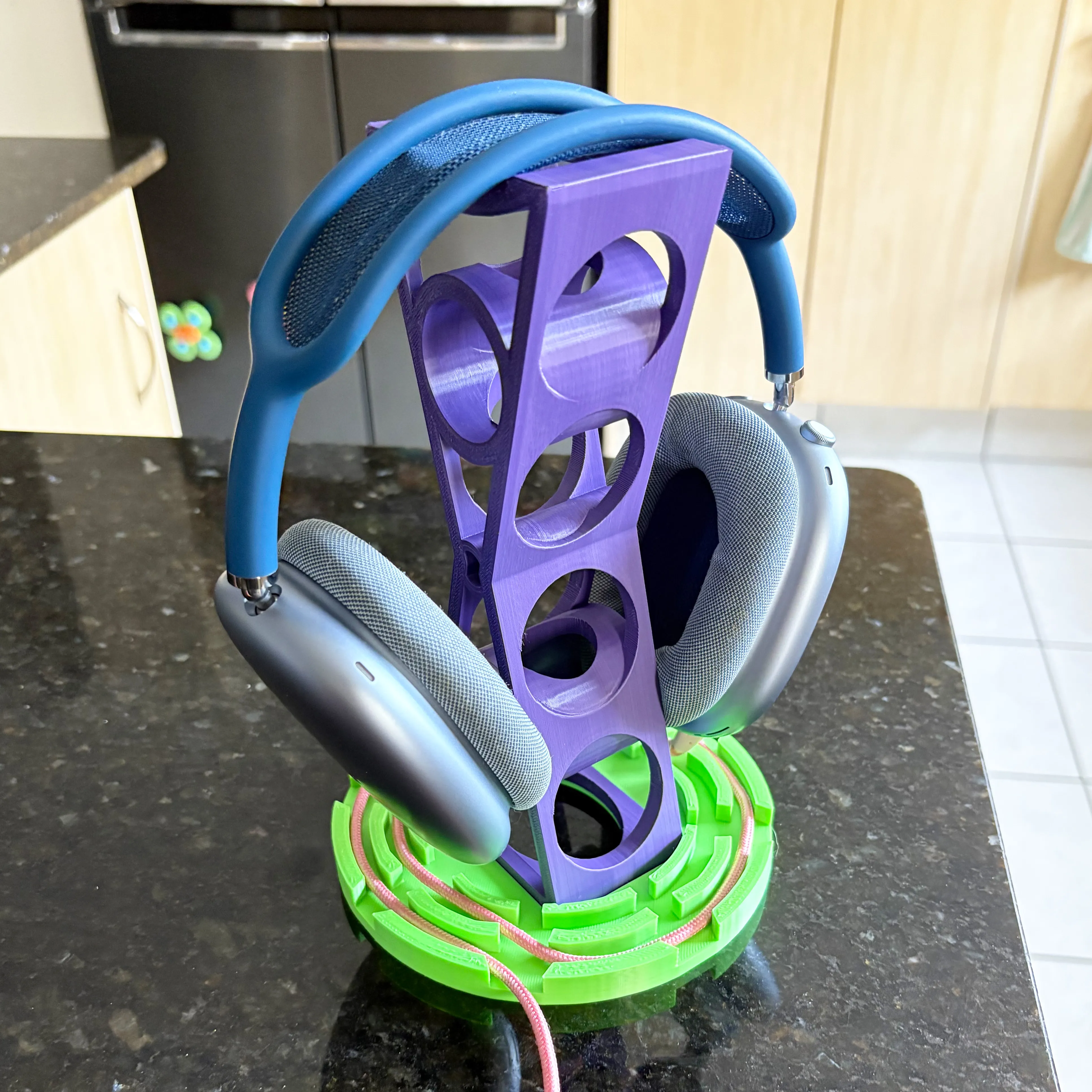 Sound & Audio Equipment STL Download - Cord dock headphone standby ...