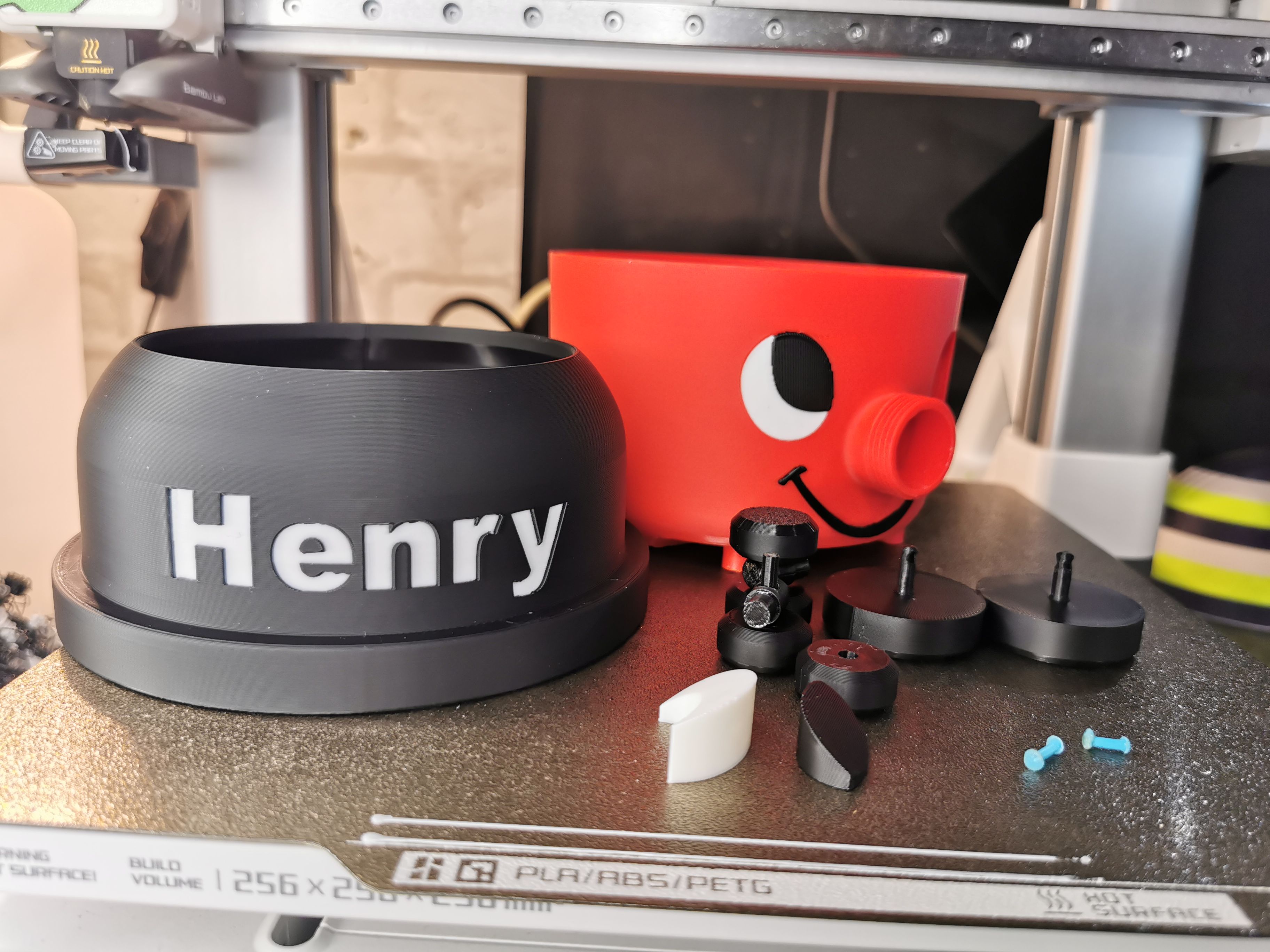 Henry Hoover - Novelty Planter | 3D models download | Creality Cloud