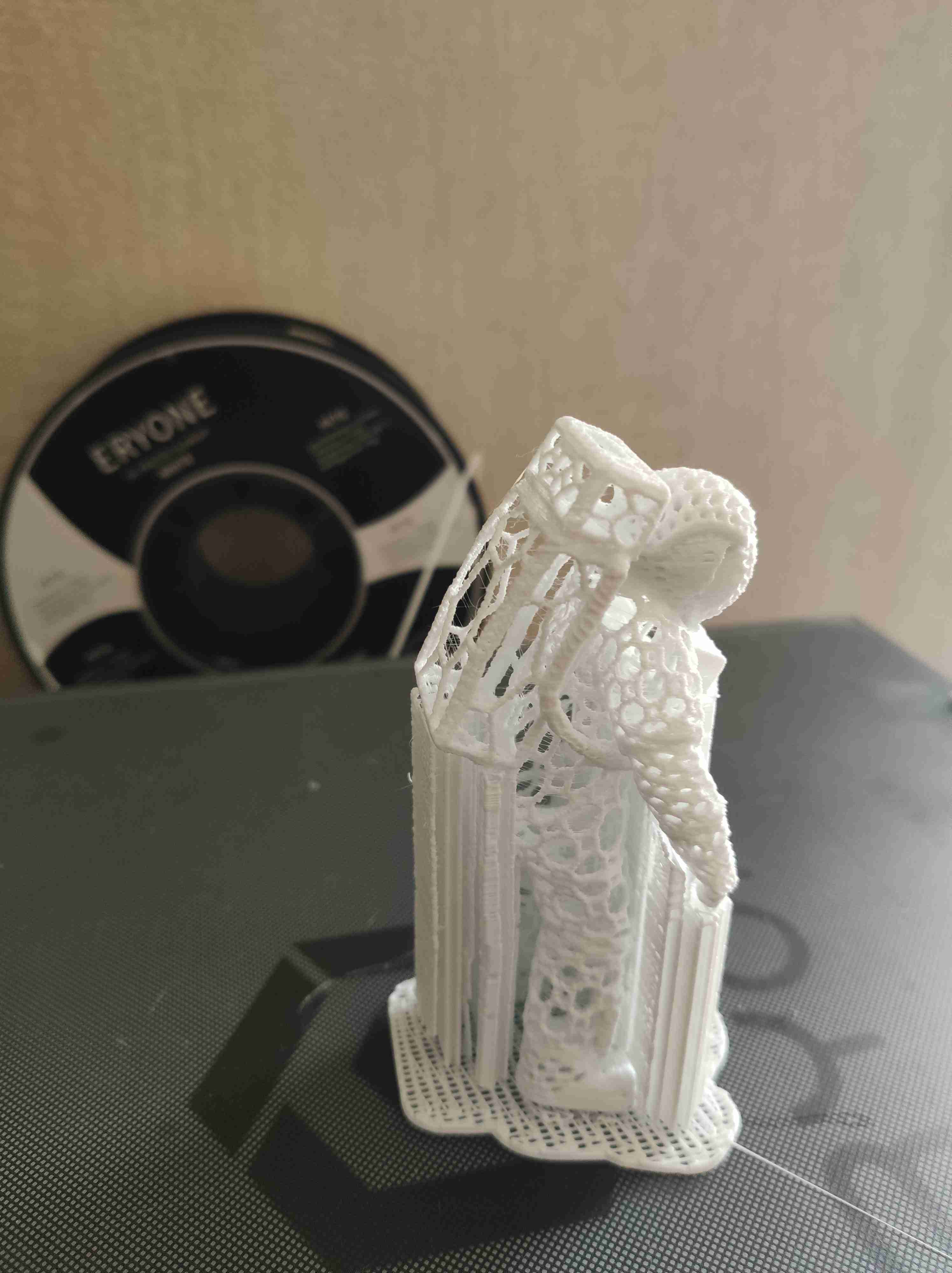 Spaceman Voronoi | 3D models download | Creality Cloud