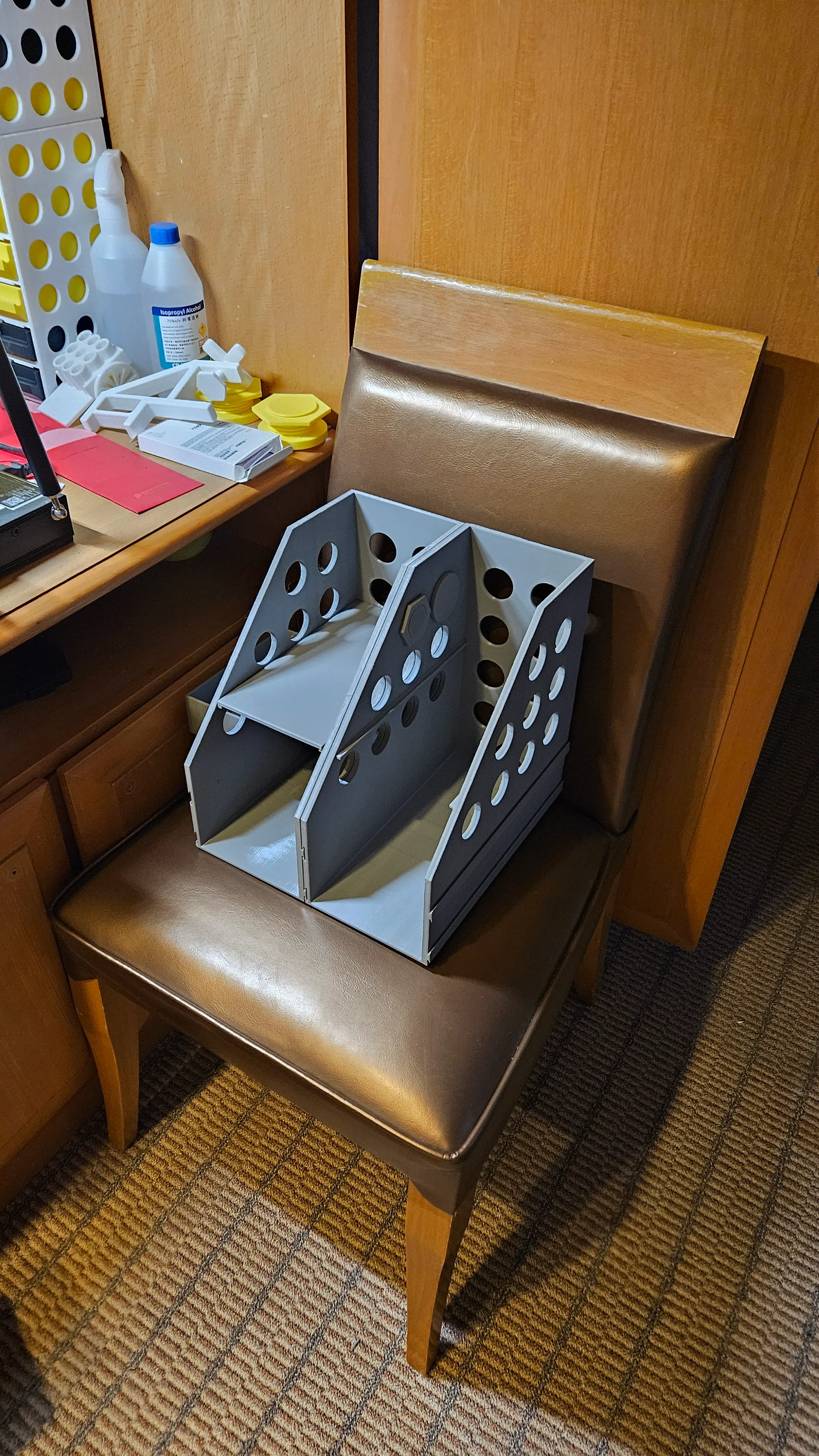 Folder tray with jointing slot and middle deck board | 3D models ...