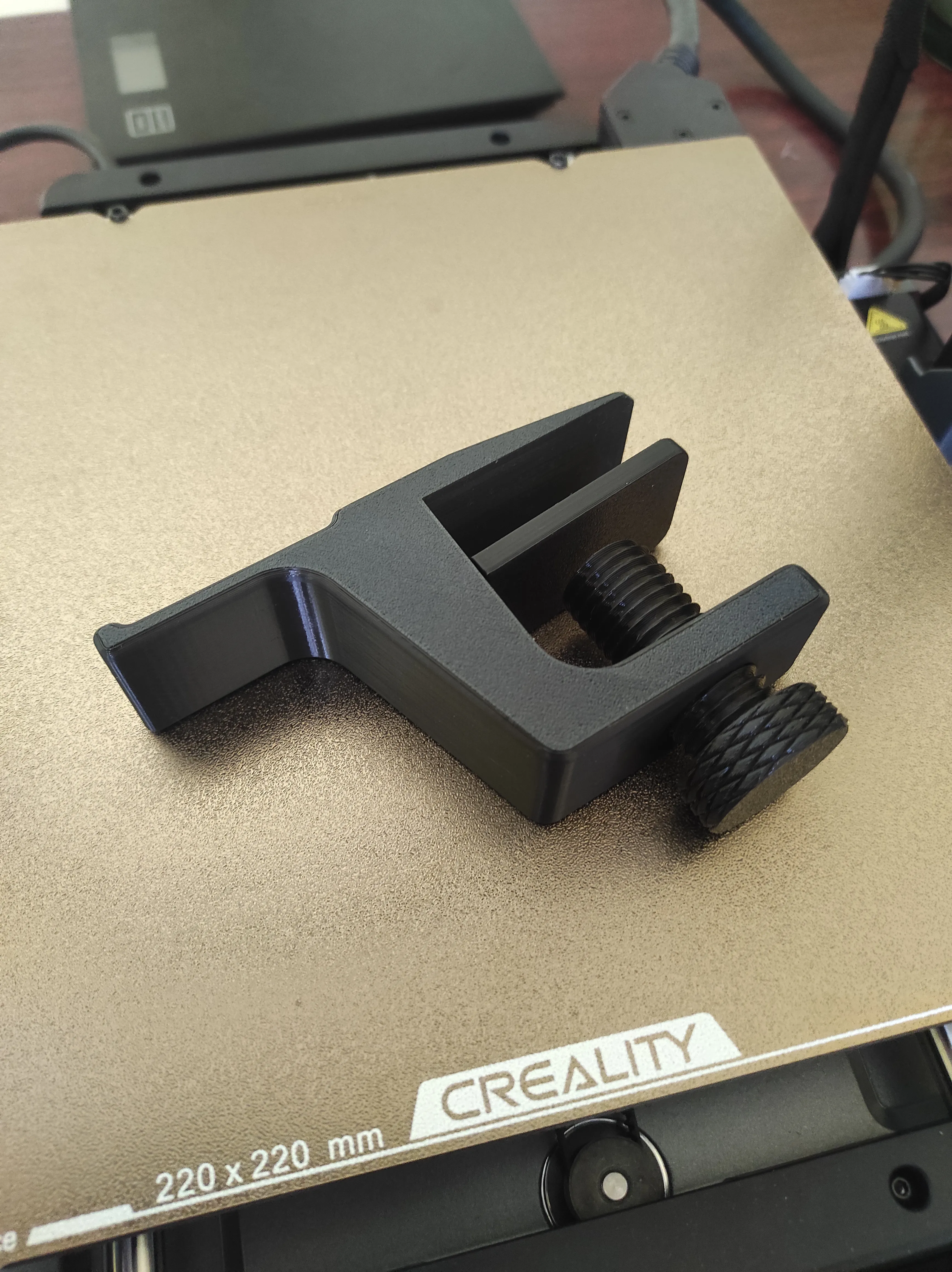 For me works great! Good print without problems on Ender 3v3, Ender PLA. I used supports for ...