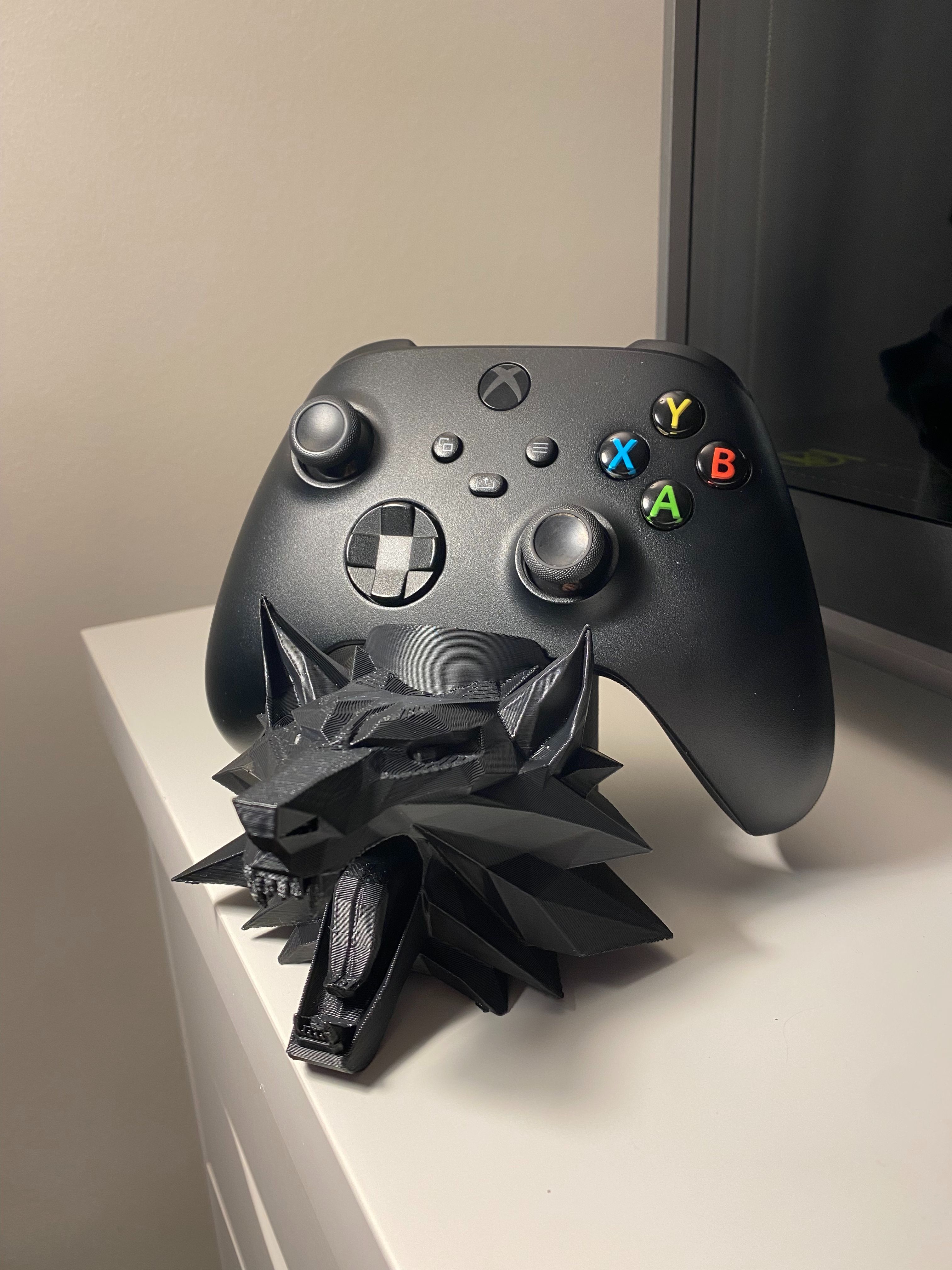 Toys & Games STL Download - The Witcher wolf controller holderby W1nter
