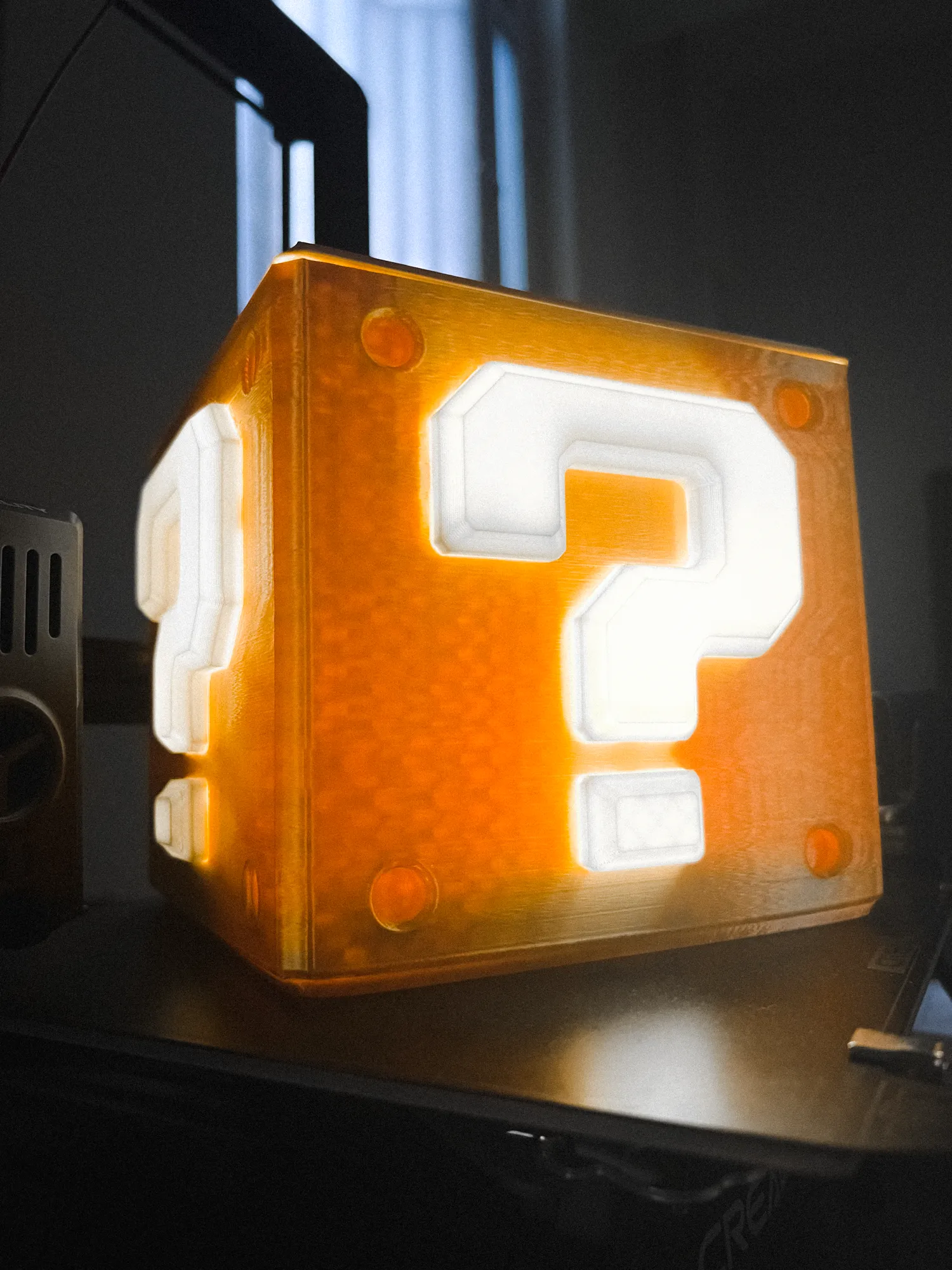 Mario Lamp by Polymeria printed with Creality's Silk Filament (Golden ...