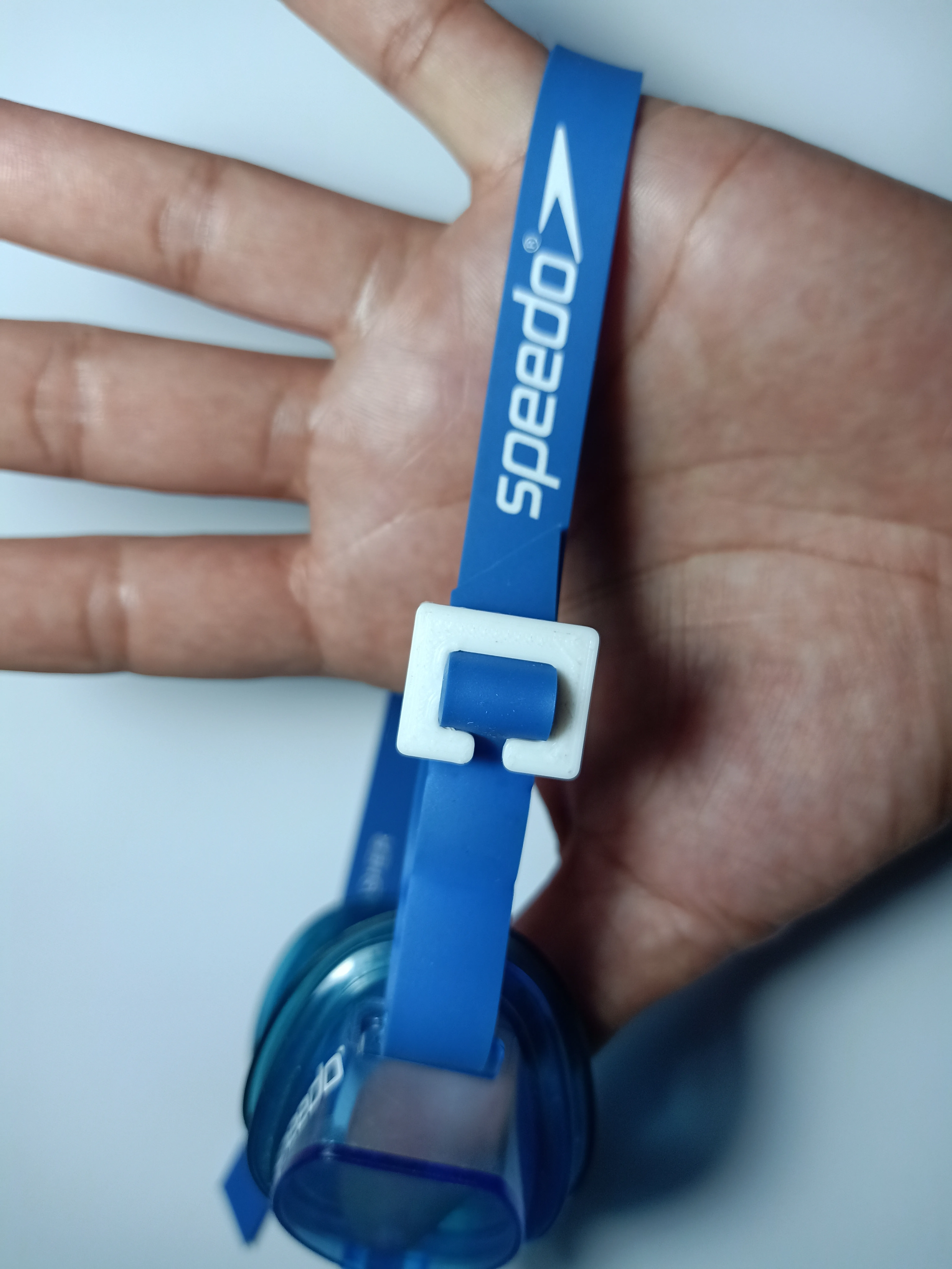 Sports & Exercise Equipment STL Download - SPEEDO goggle clip ...