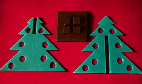 Free Other STL Download - Christmas tree decorating game with pom ...