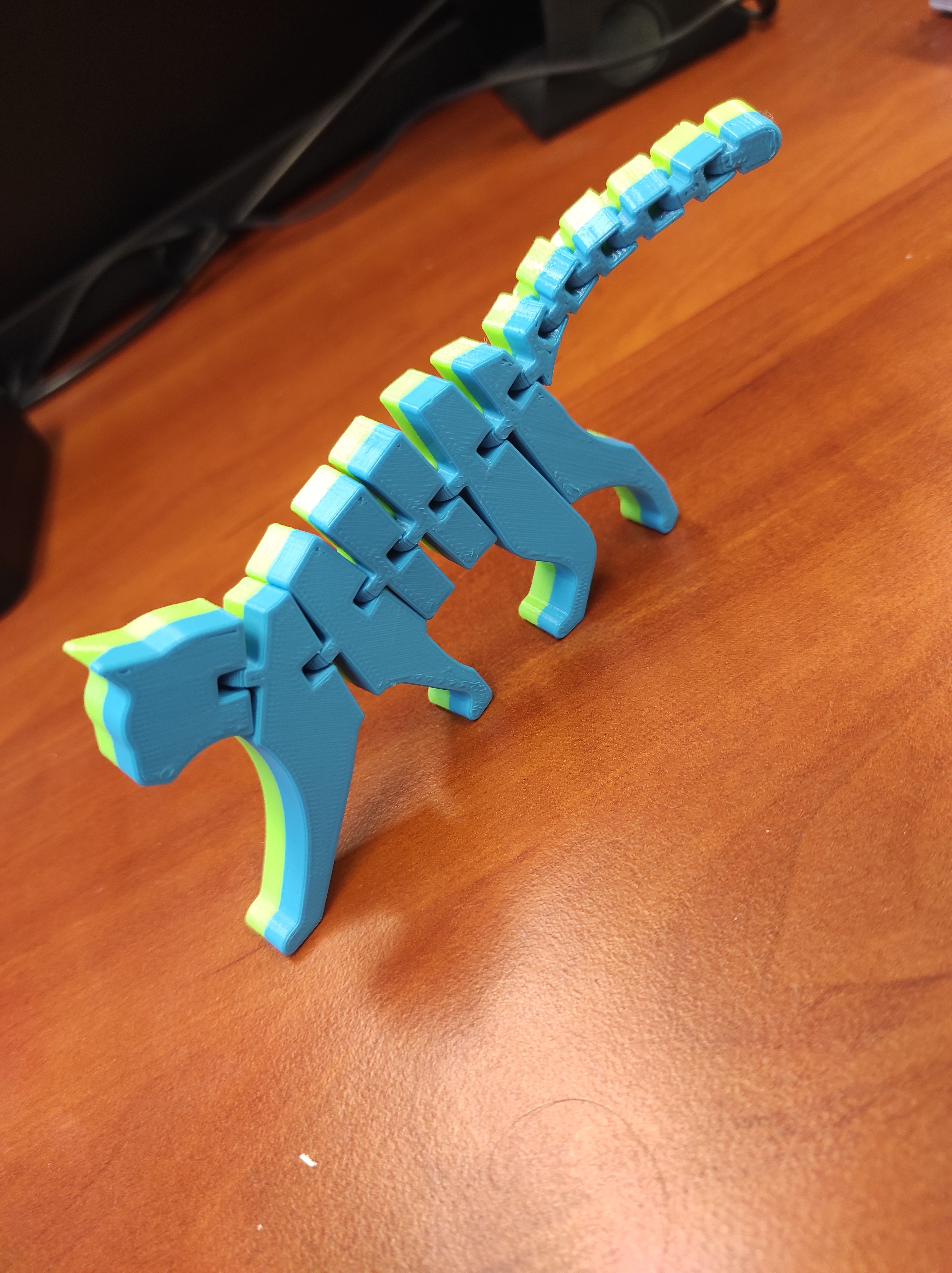 Printed nicely. I've chosen to print it from PLA product samples with a ...