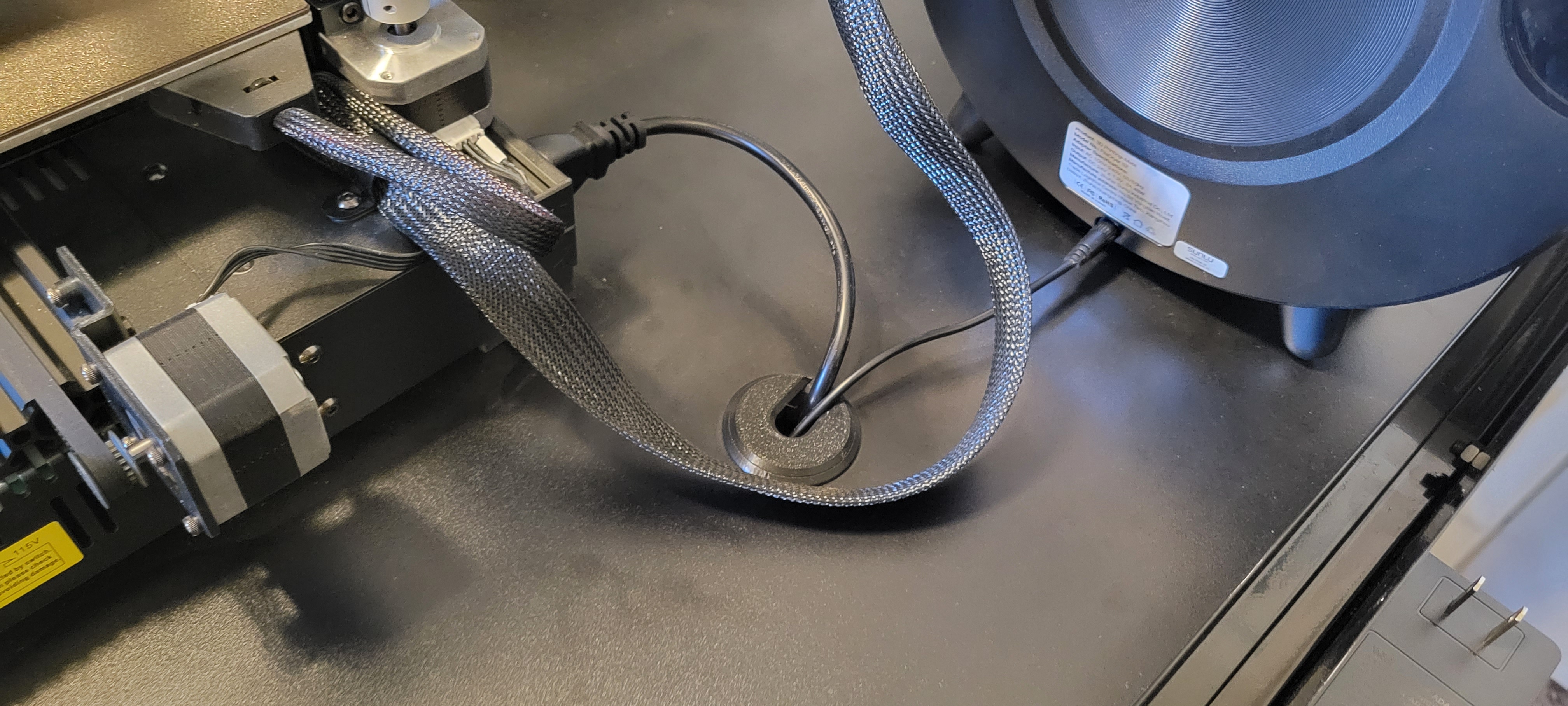 Grommet - Desk or Bench | 3D models download | Creality Cloud