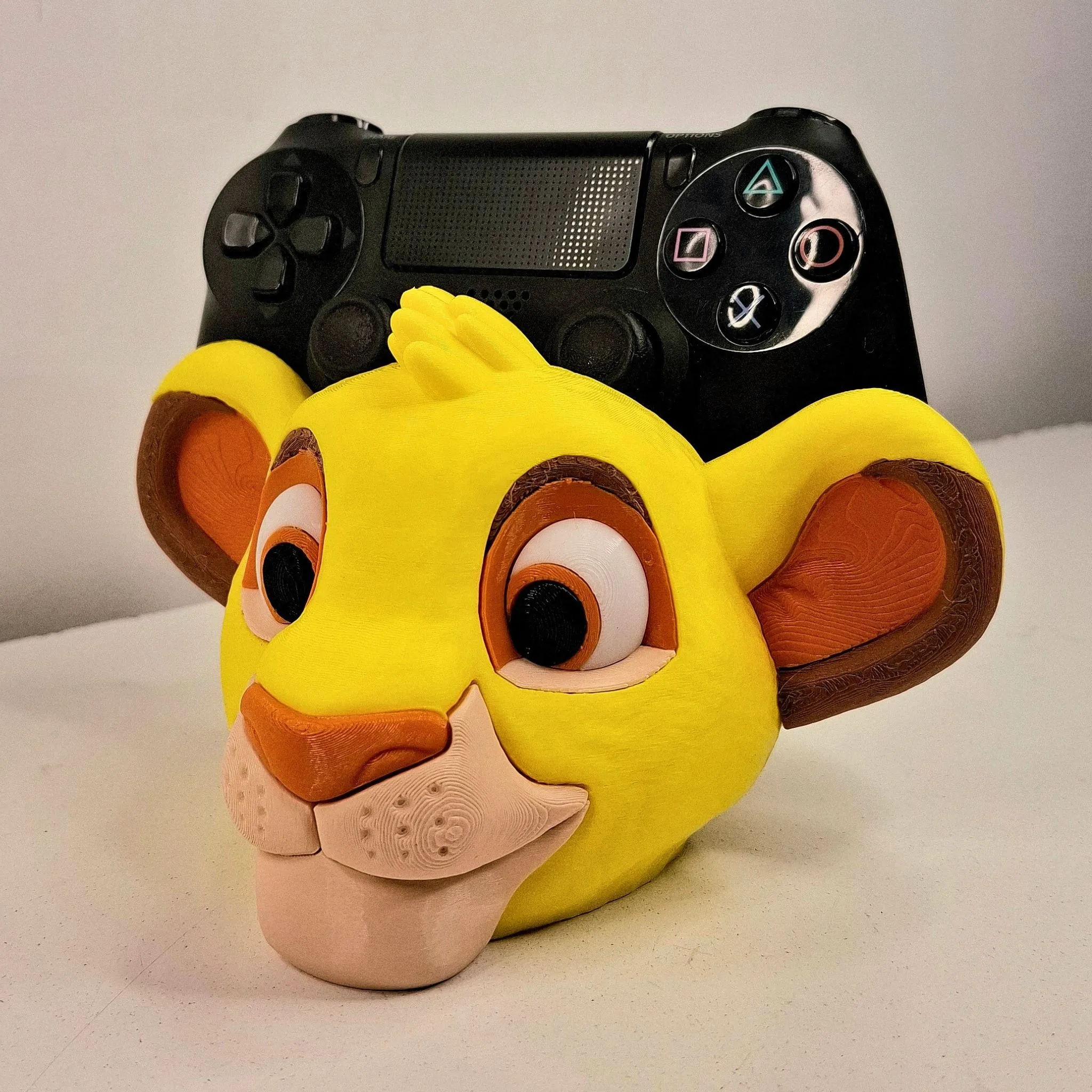 Board Games & Card Games STL Download - SIMBA CONTROLLER HOLDERby Aslan3D