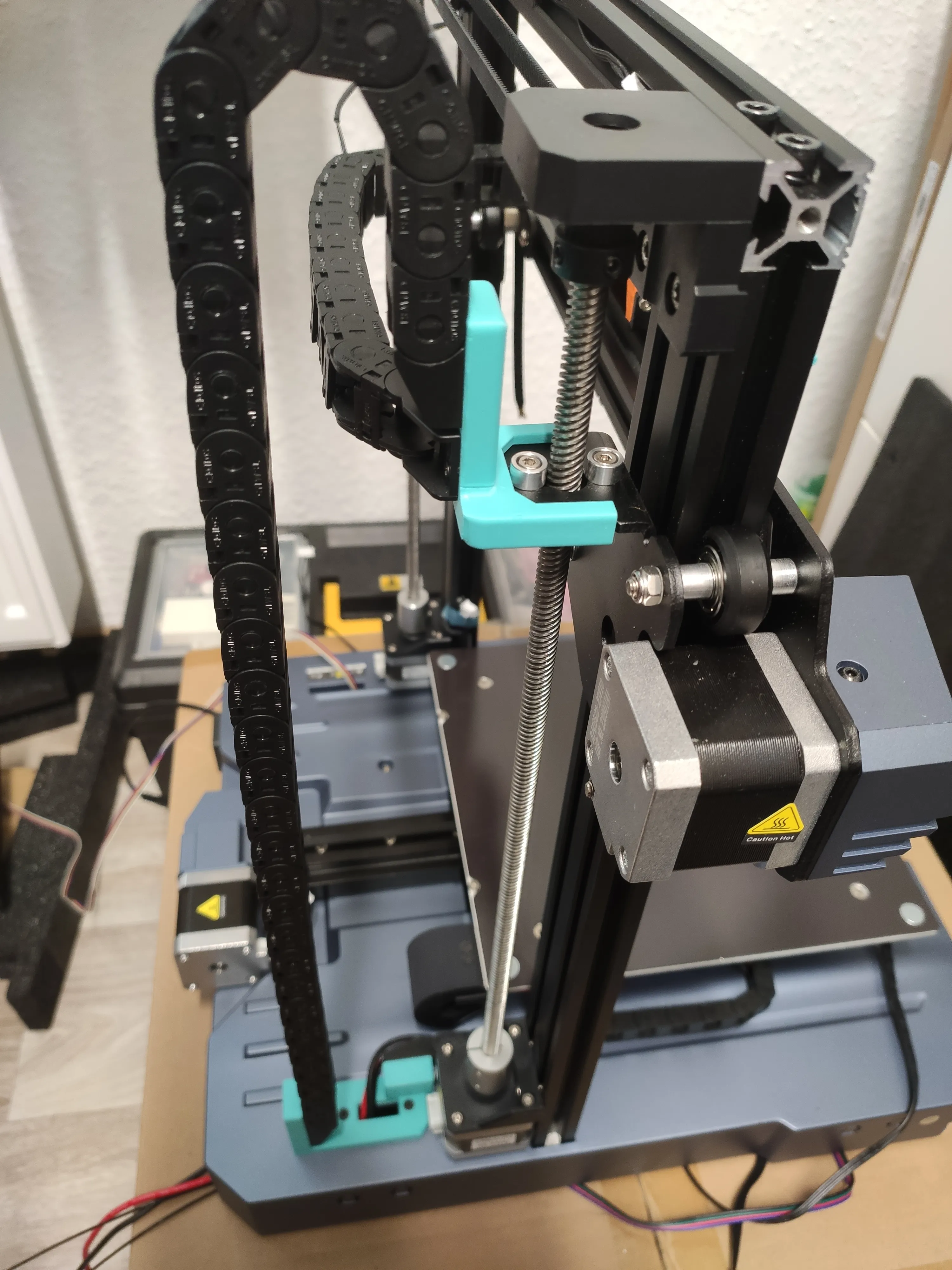 Free 3D Printer Parts STL Download - CR10SE Chain Modby Carsten Sellenk