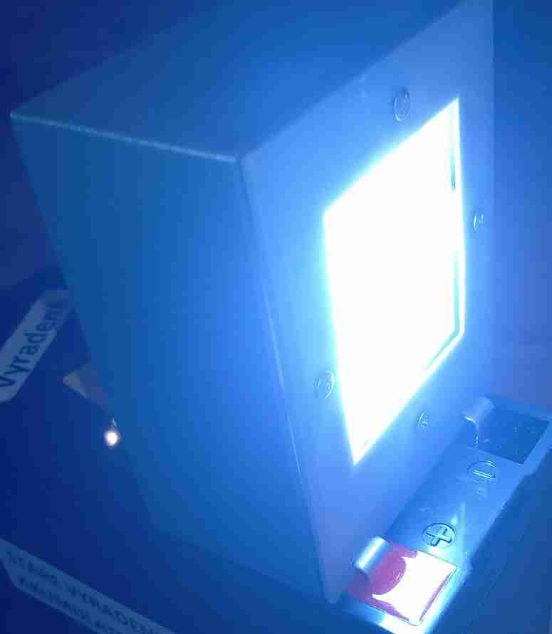 Svetlo LED na akumulátor 12V 7,2 Ah | 3D models download | Creality Cloud