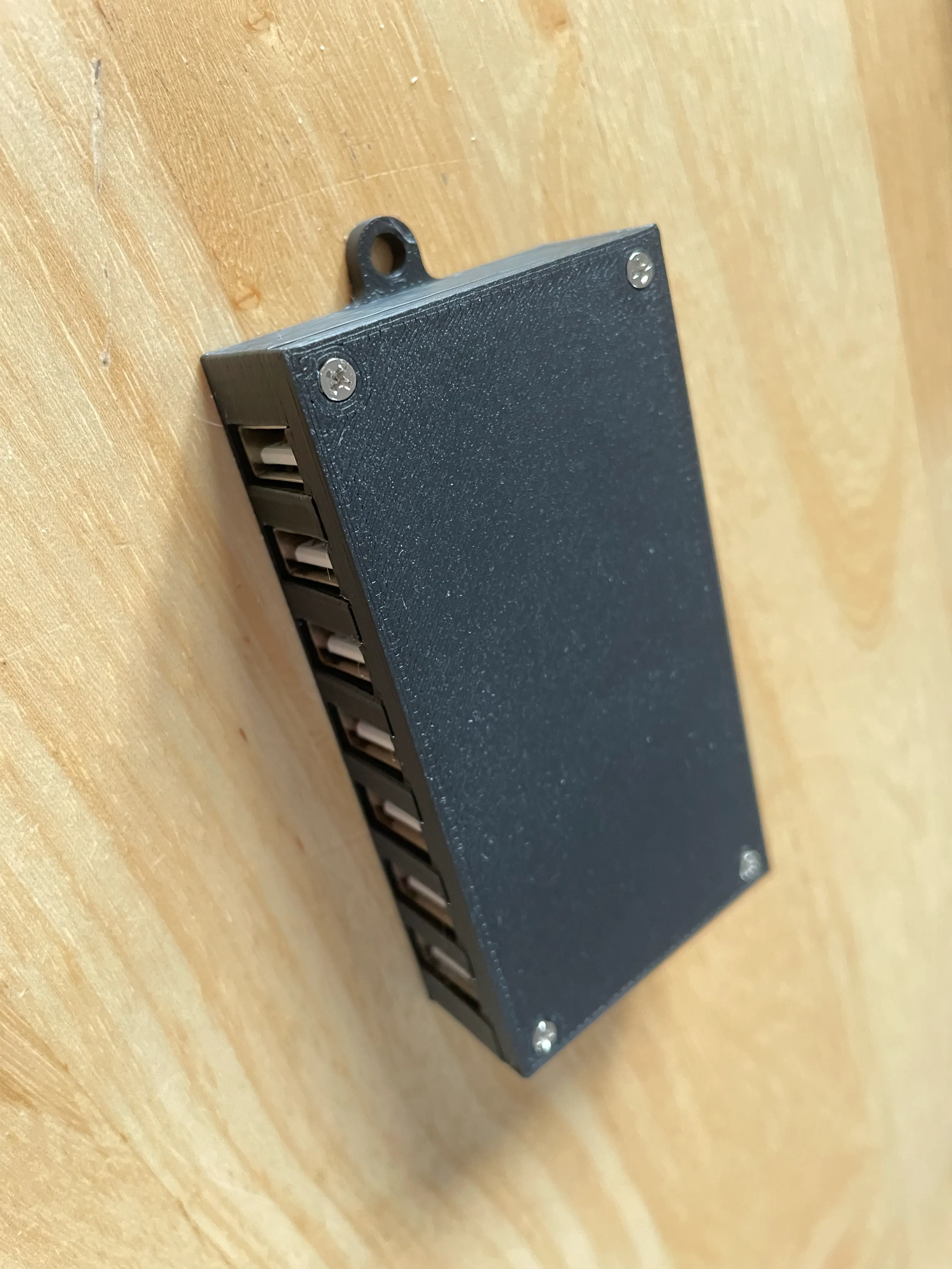 Free Home Appliance Accessories STL Download - Box for USB 2.0 HUB ...