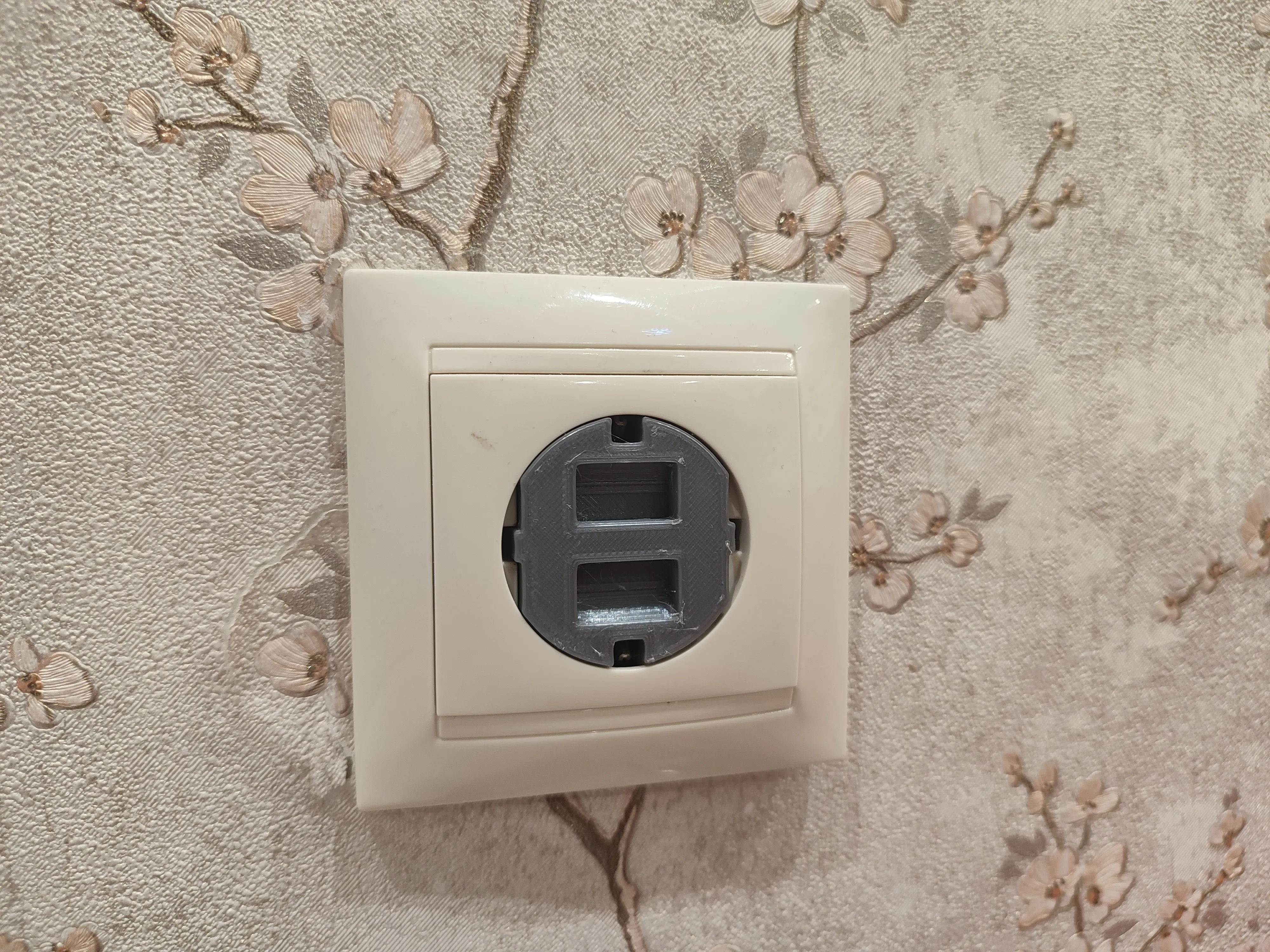 3D Printer Files | 3MF File | Child-proof socket covers | Creality Cloud