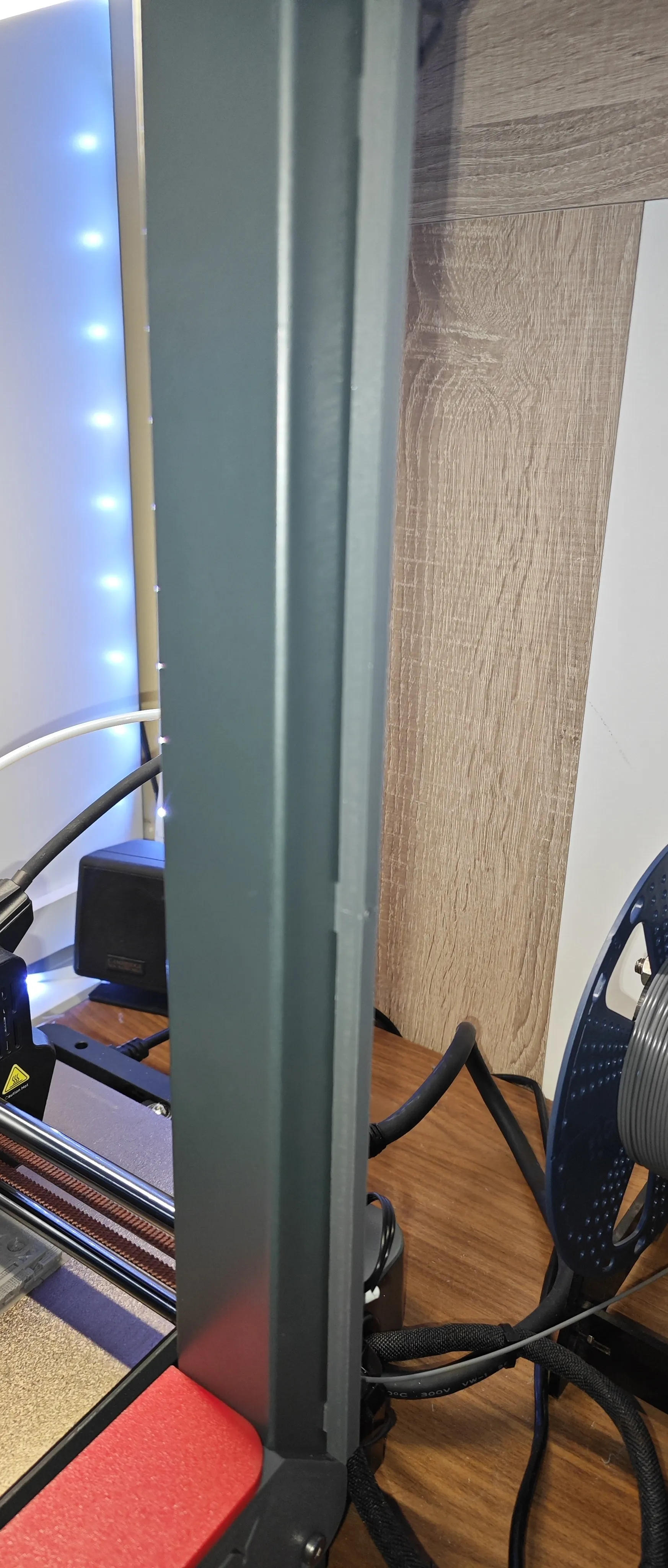 Free 3D Printer Accessories STL Download - Ender3 V3 canaleta para cables de luz del kit ...